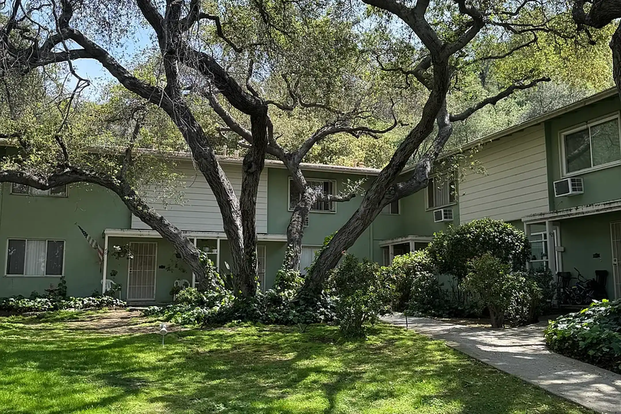 Verdugo Verde - Glendale, CA 91208 | ApartmentGuide.com