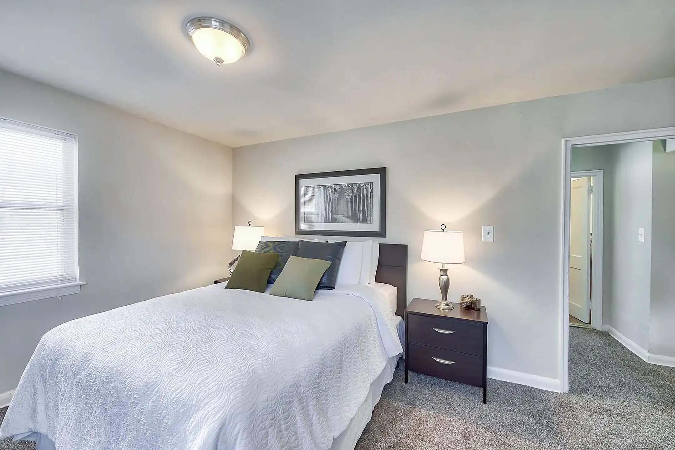 Maplewood Apartments - Baltimore, MD 21218 | ApartmentGuide.com