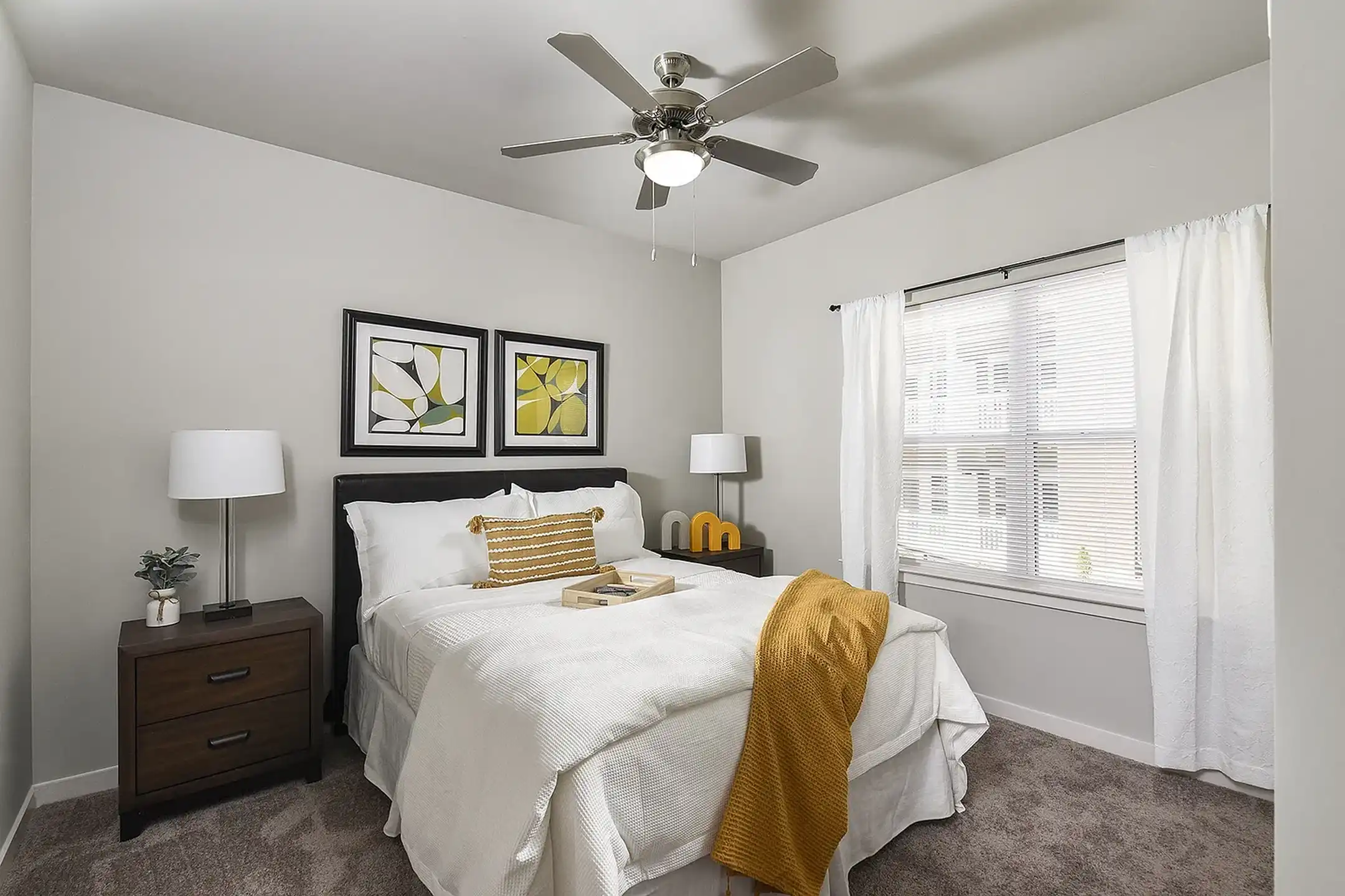 Sundale Flats - Charlotte, NC 28213 | ApartmentGuide.com