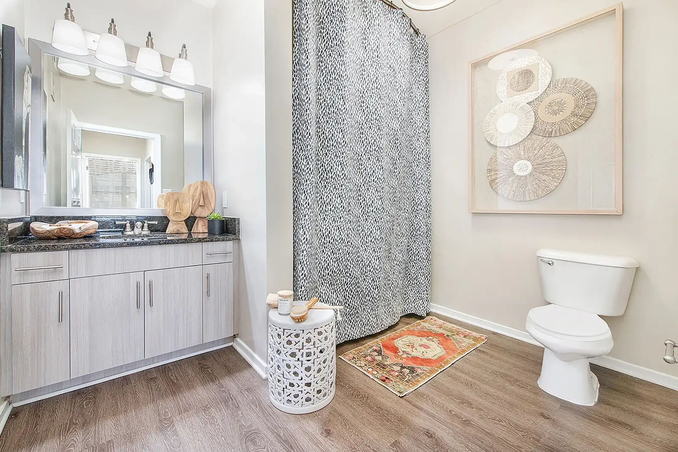 MAA Buckhead - Atlanta, GA 30305 | ApartmentGuide.com