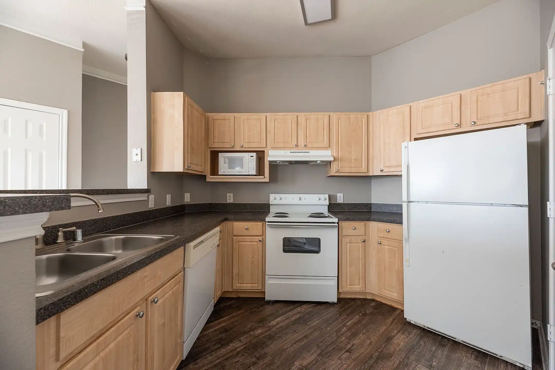 Sheffield Square - Grand Prairie, TX 75052 | ApartmentGuide.com