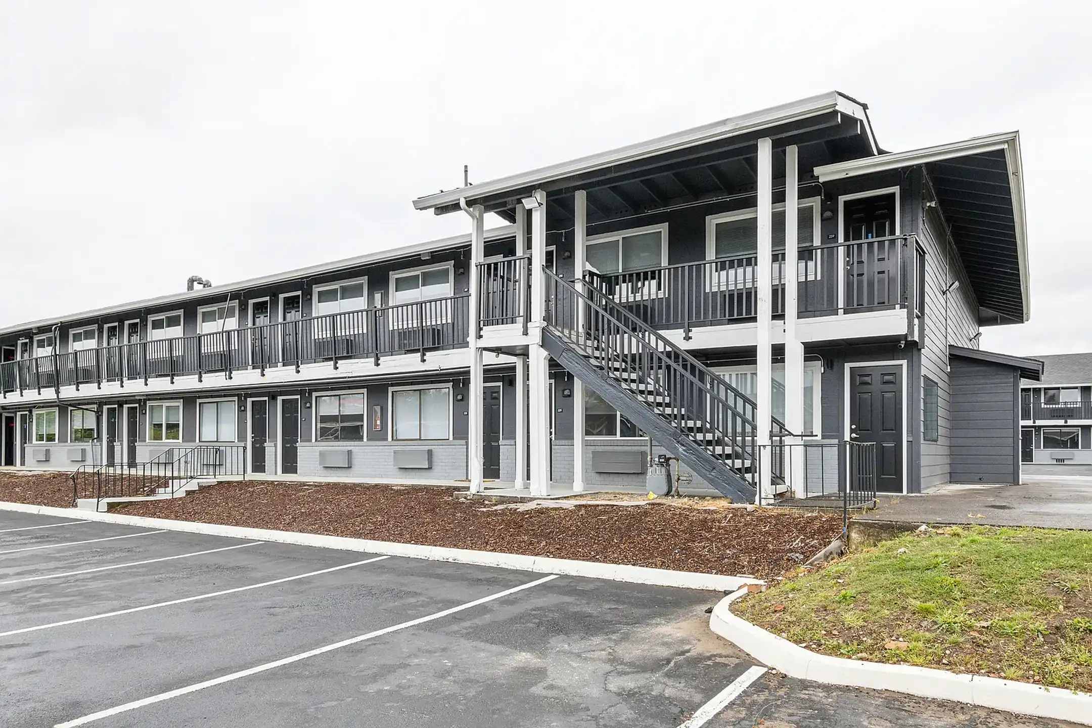 Cascade Ridge Apartments - Tacoma, WA 98444 | ApartmentGuide.com