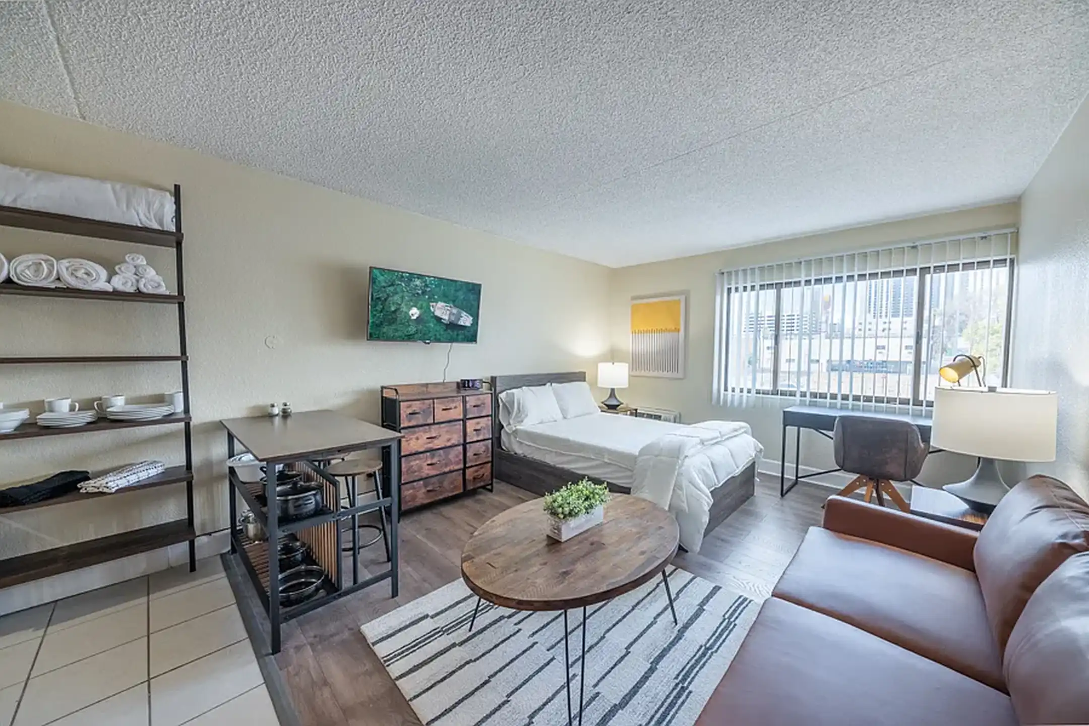 Reno Regency Apartments - Reno, NV 89501 | ApartmentGuide.com