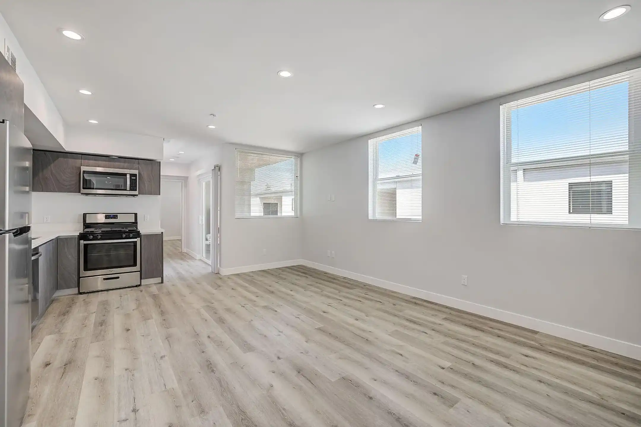 5068 Romaine St - Los Angeles, CA 90029 | ApartmentGuide.com