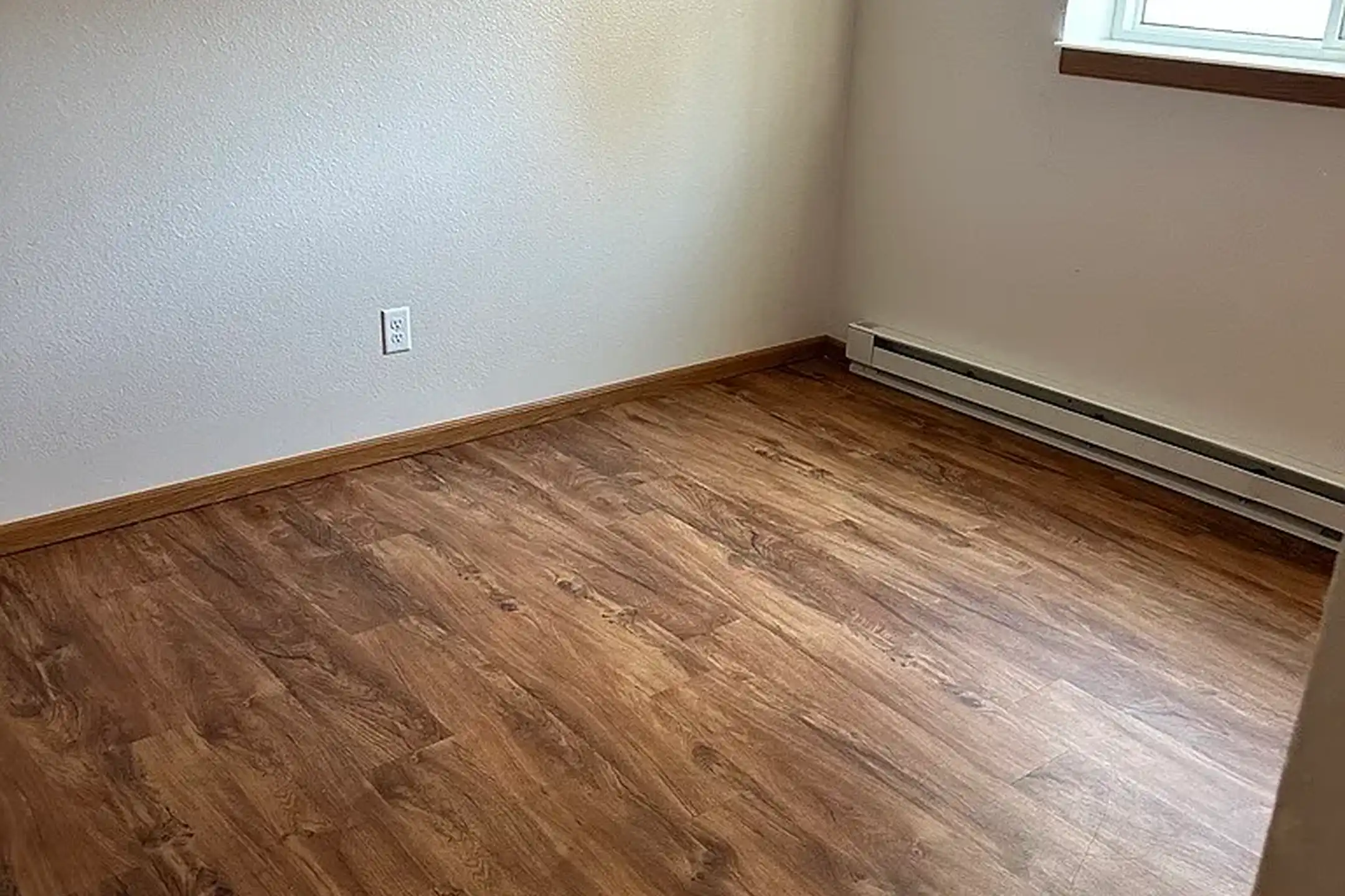 Sunrise Villa - Lander, WY 82520 | ApartmentGuide.com