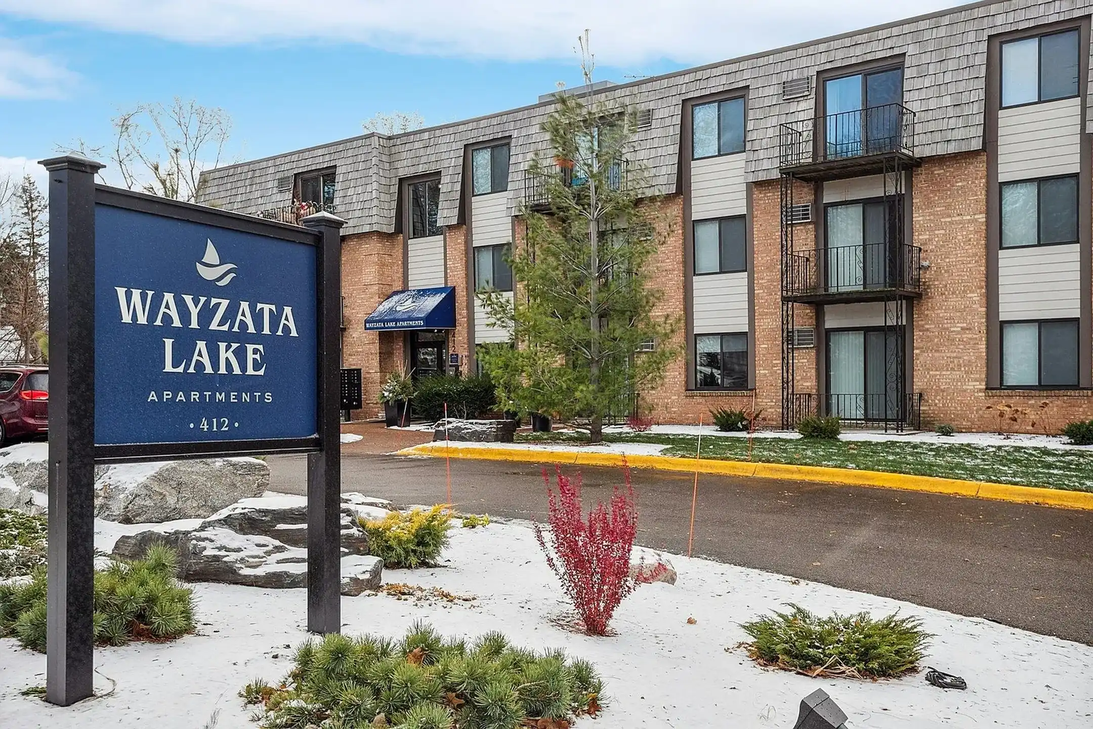 Wayzata Lake Apartments - Wayzata, MN 55391 | ApartmentGuide.com