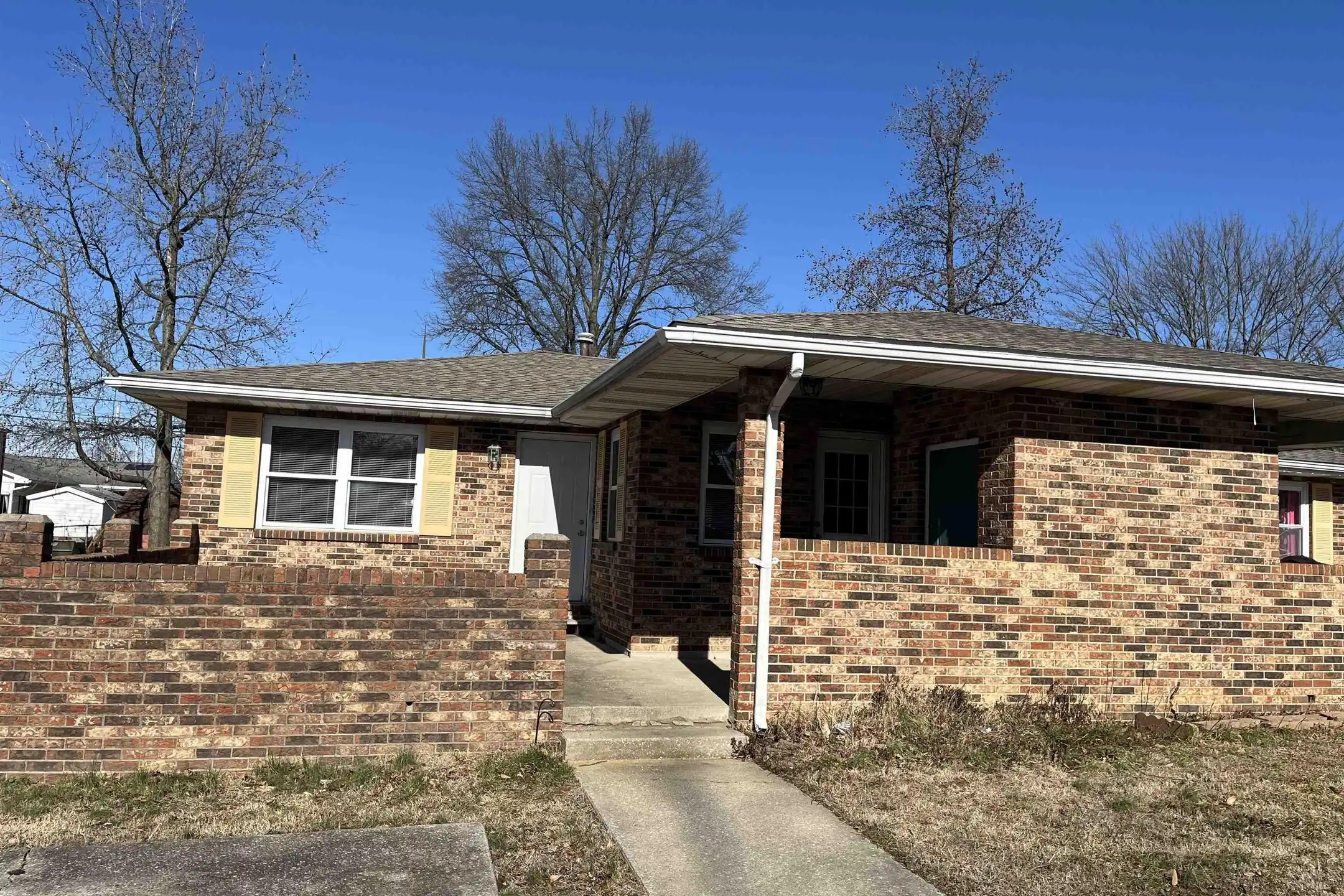 1010 Parkview Dr - Boonville, IN 47601 | ApartmentGuide.com