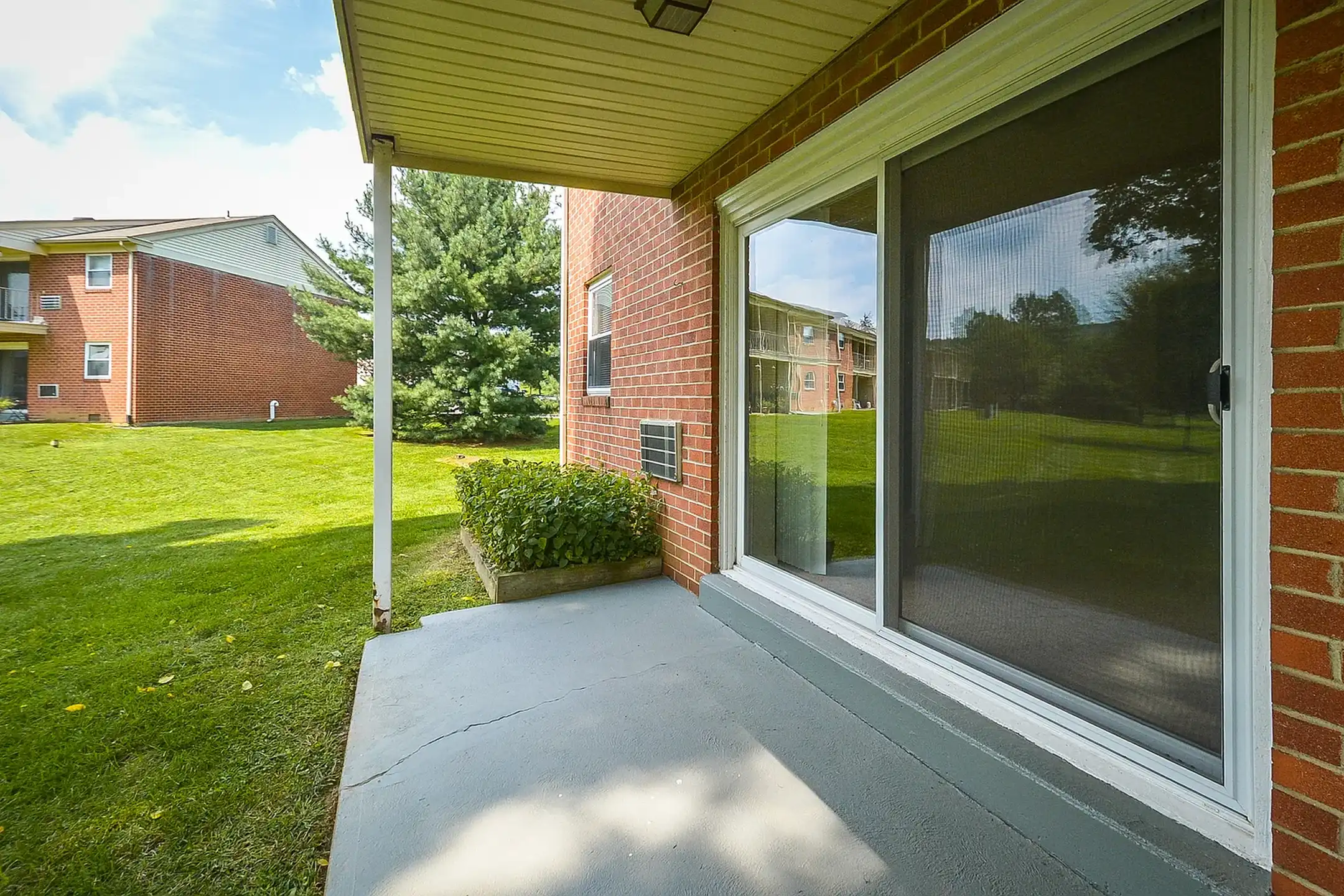 Sanbrook Apartments - Bethlehem, PA 18015 | ApartmentGuide.com
