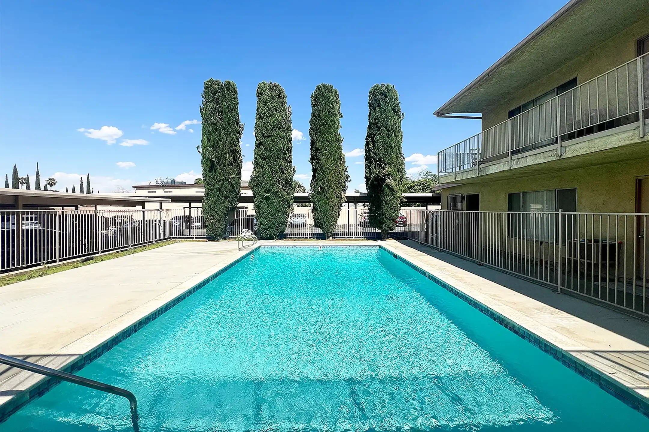 Shadow Park Apartments - Palmdale, CA 93550 | ApartmentGuide.com