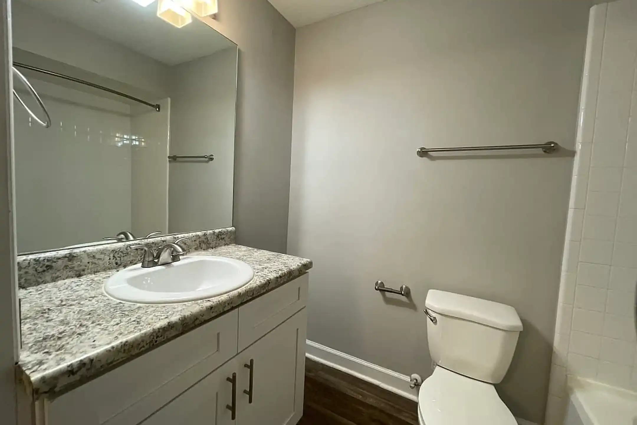 Nova Ridge Apartments - Charlotte, NC 28208 | ApartmentGuide.com