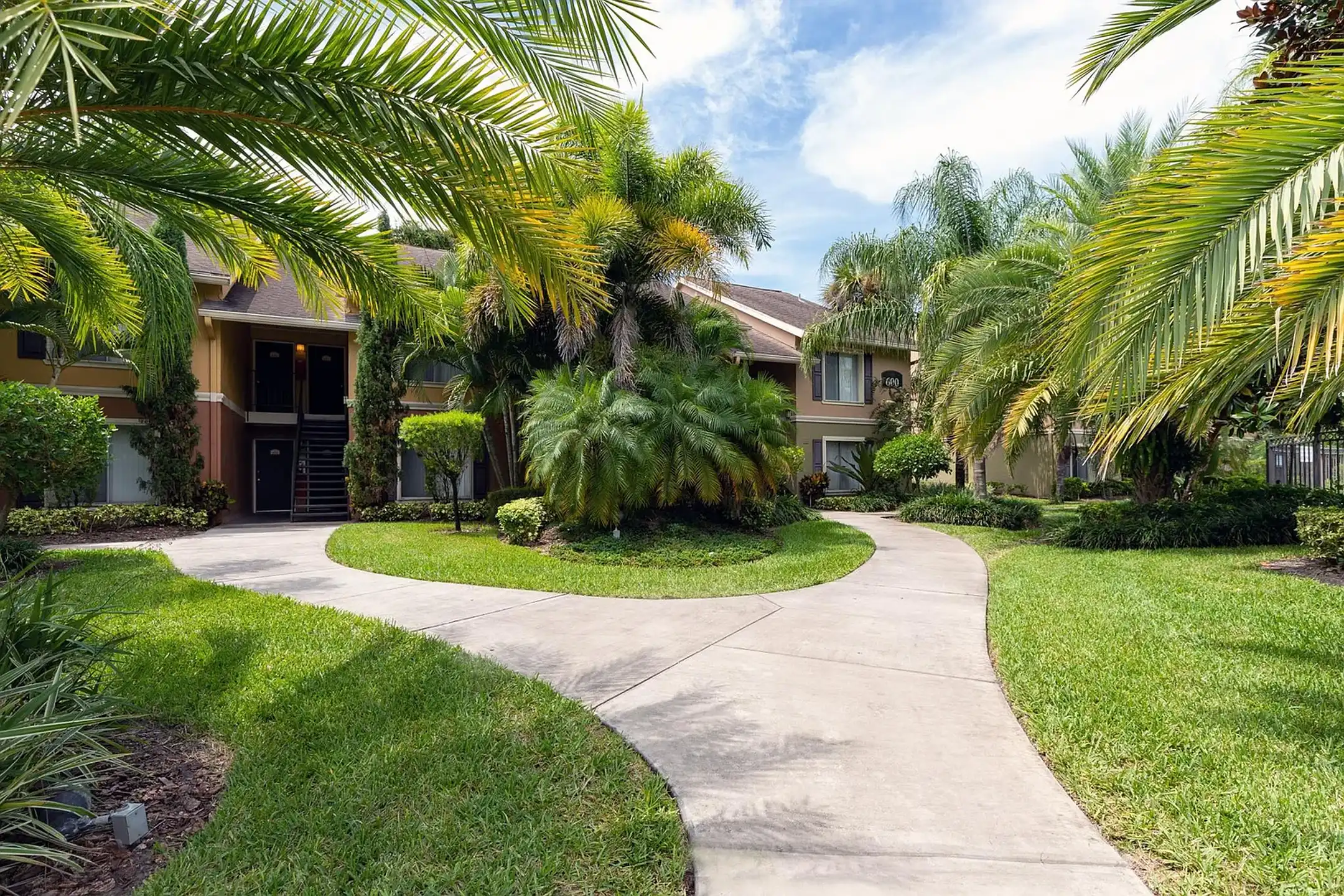 Madison at Largo - Largo, FL 33770 | ApartmentGuide.com