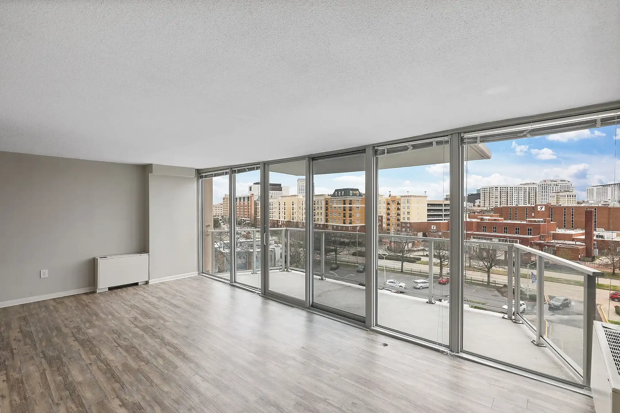 Hague Towers - Norfolk, VA 23510 | ApartmentGuide.com