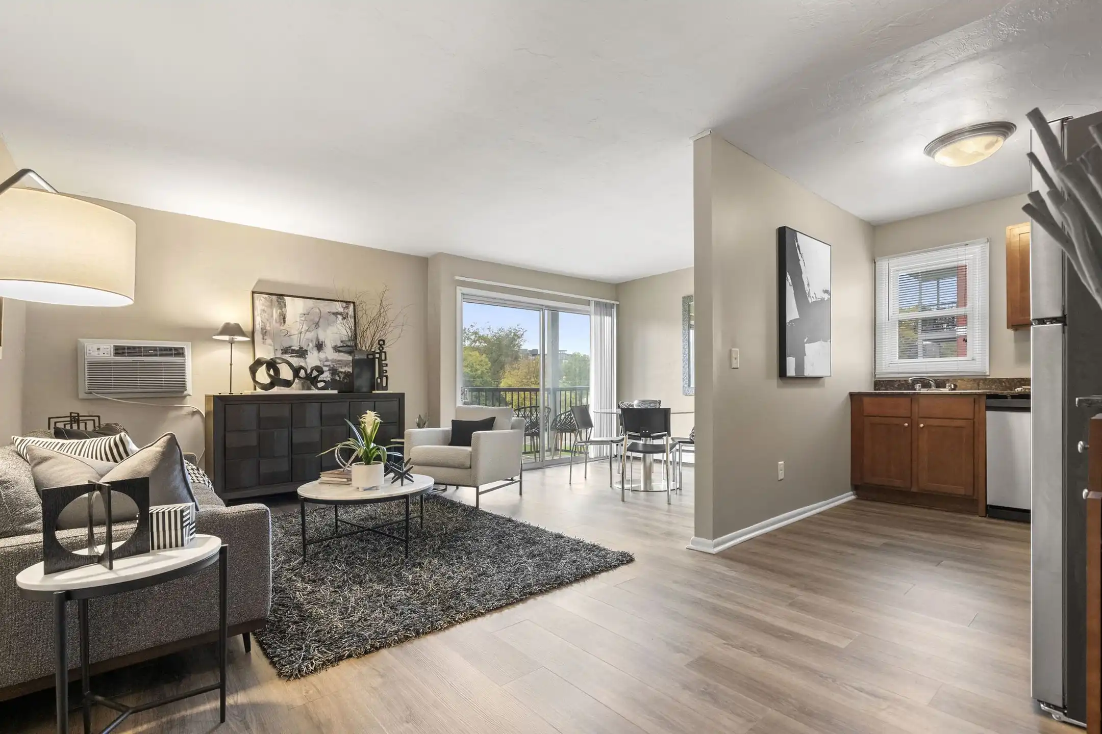 4531 W 36 1/2 St - Saint Louis Park, MN 55416 | ApartmentGuide.com