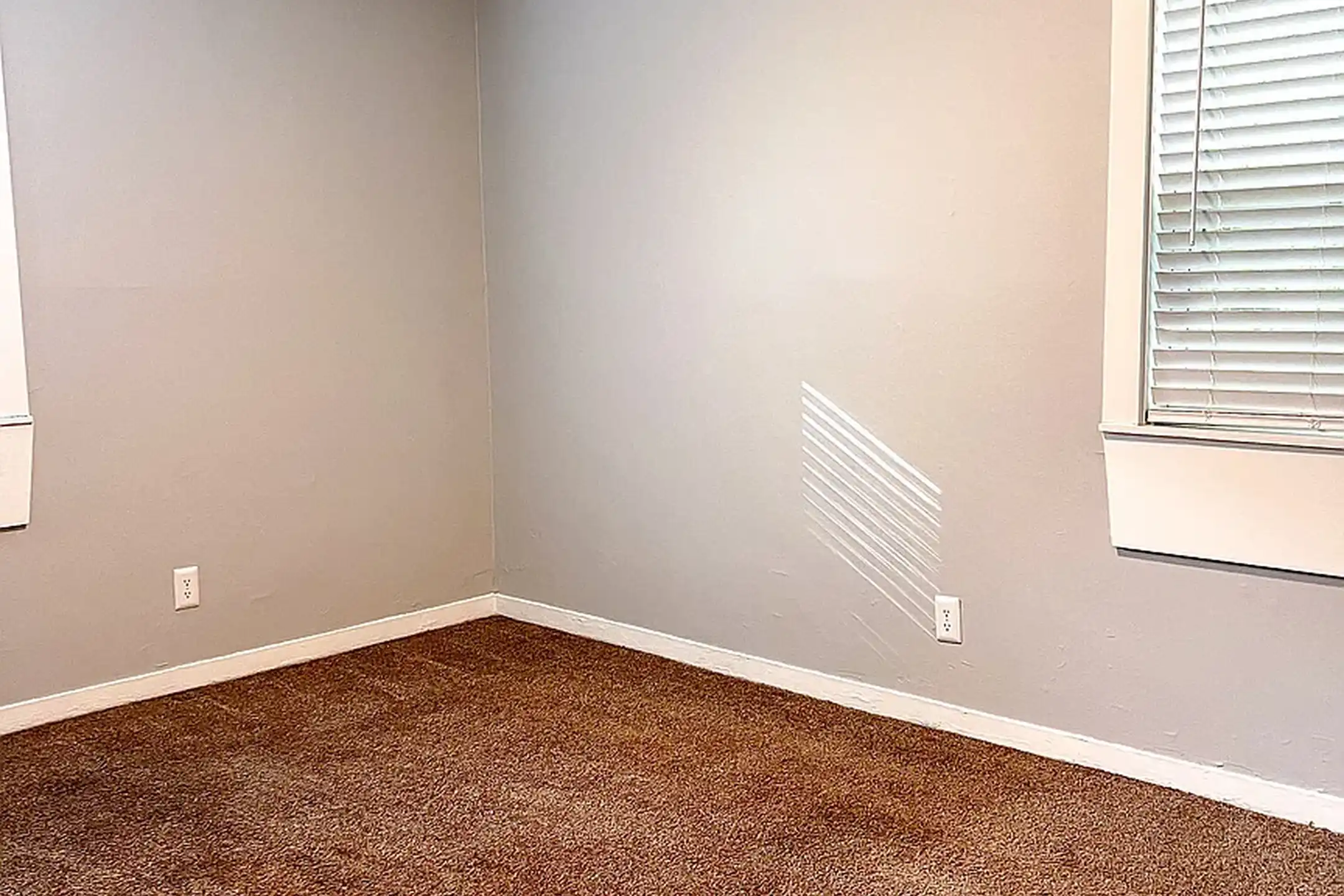 Ridgeside Flats - Chattanooga, TN 37411 | ApartmentGuide.com