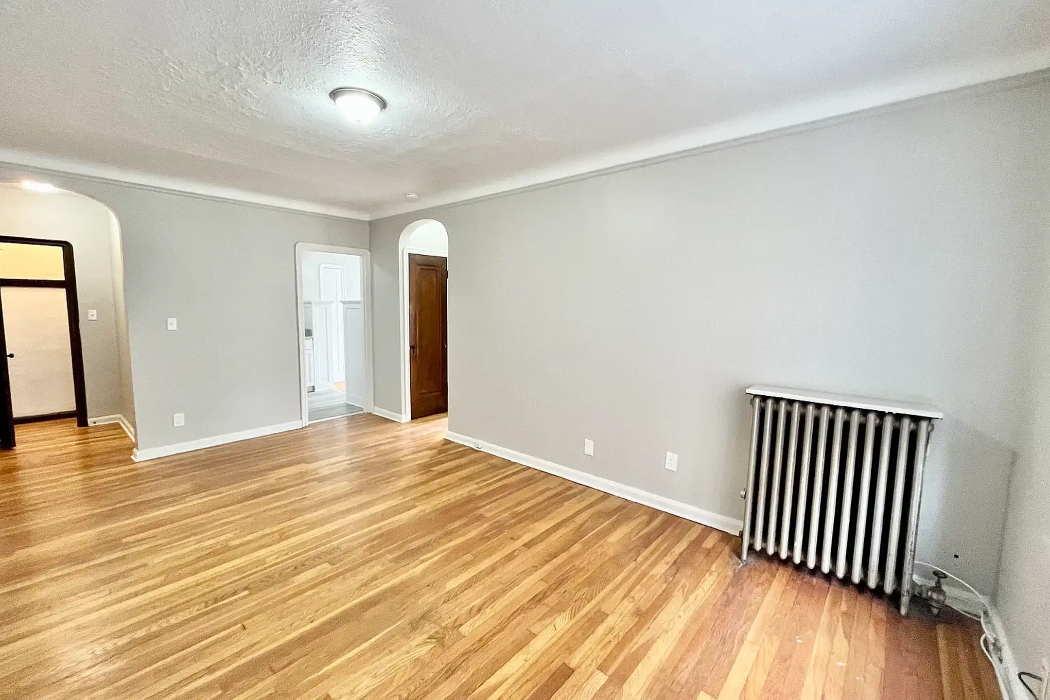 Kenilworth Avenue Apartments - Lakewood, OH 44107 | ApartmentGuide.com