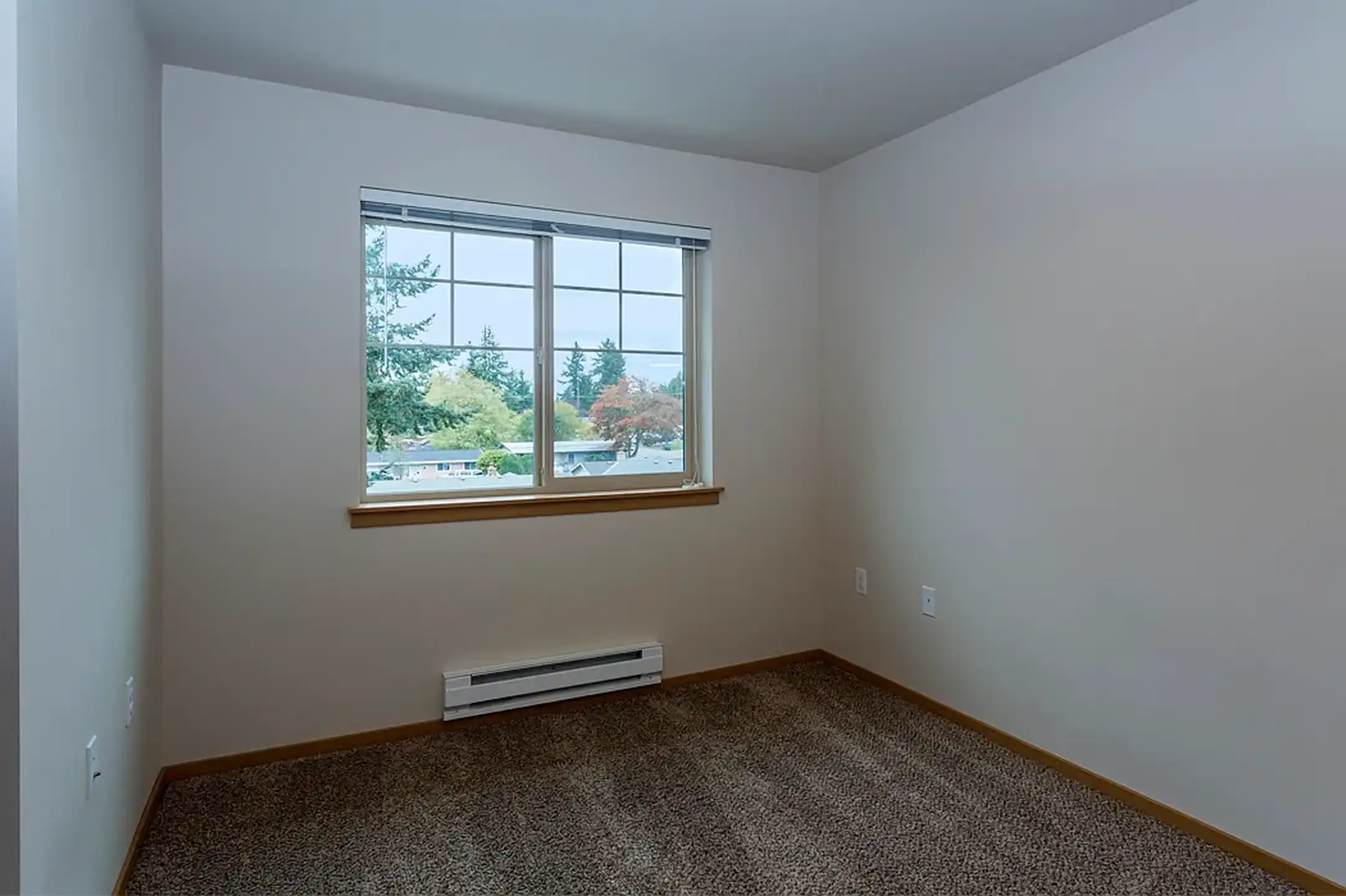 Uptown Square - Federal Way, WA 98003 | ApartmentGuide.com