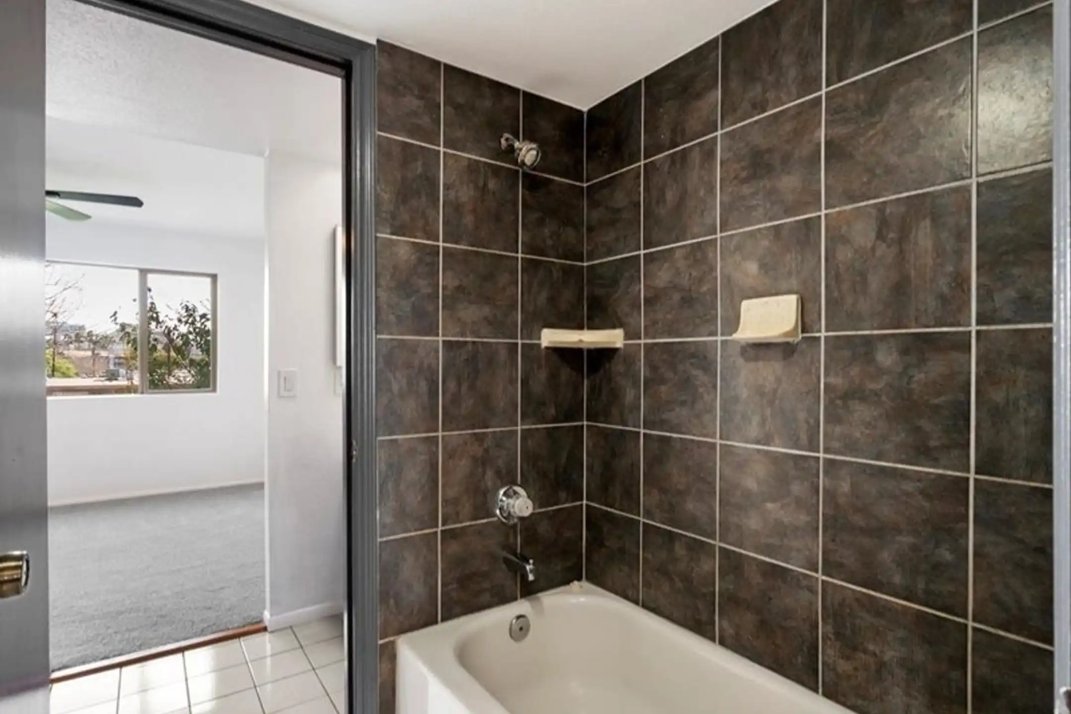122 S Hardy Dr unit LABS 122 S Hardy Dr - 47818330123 - Tempe, AZ 85281 ...