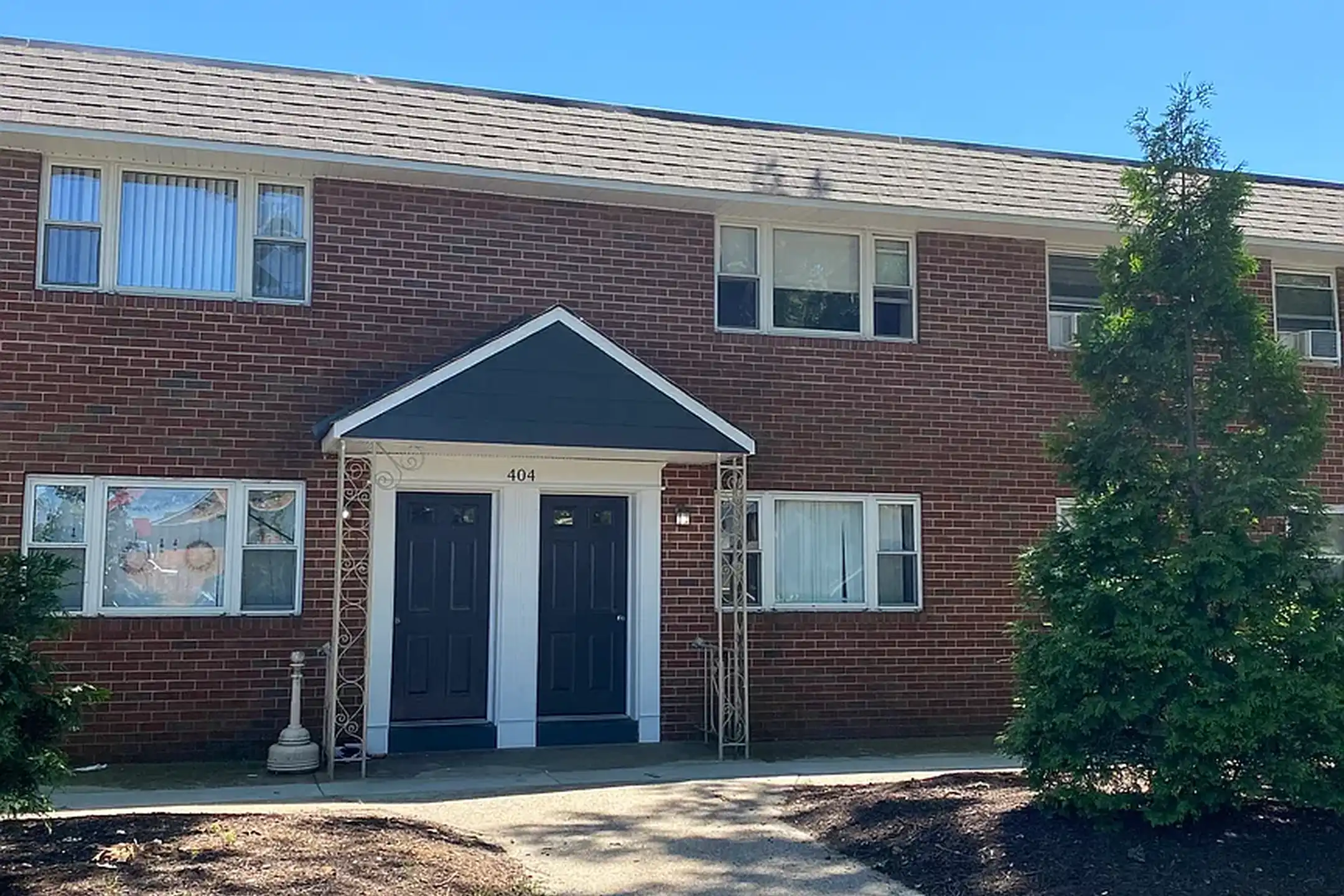 Maple Grove Apartments - Berlin Township, NJ 08091 | ApartmentGuide.com