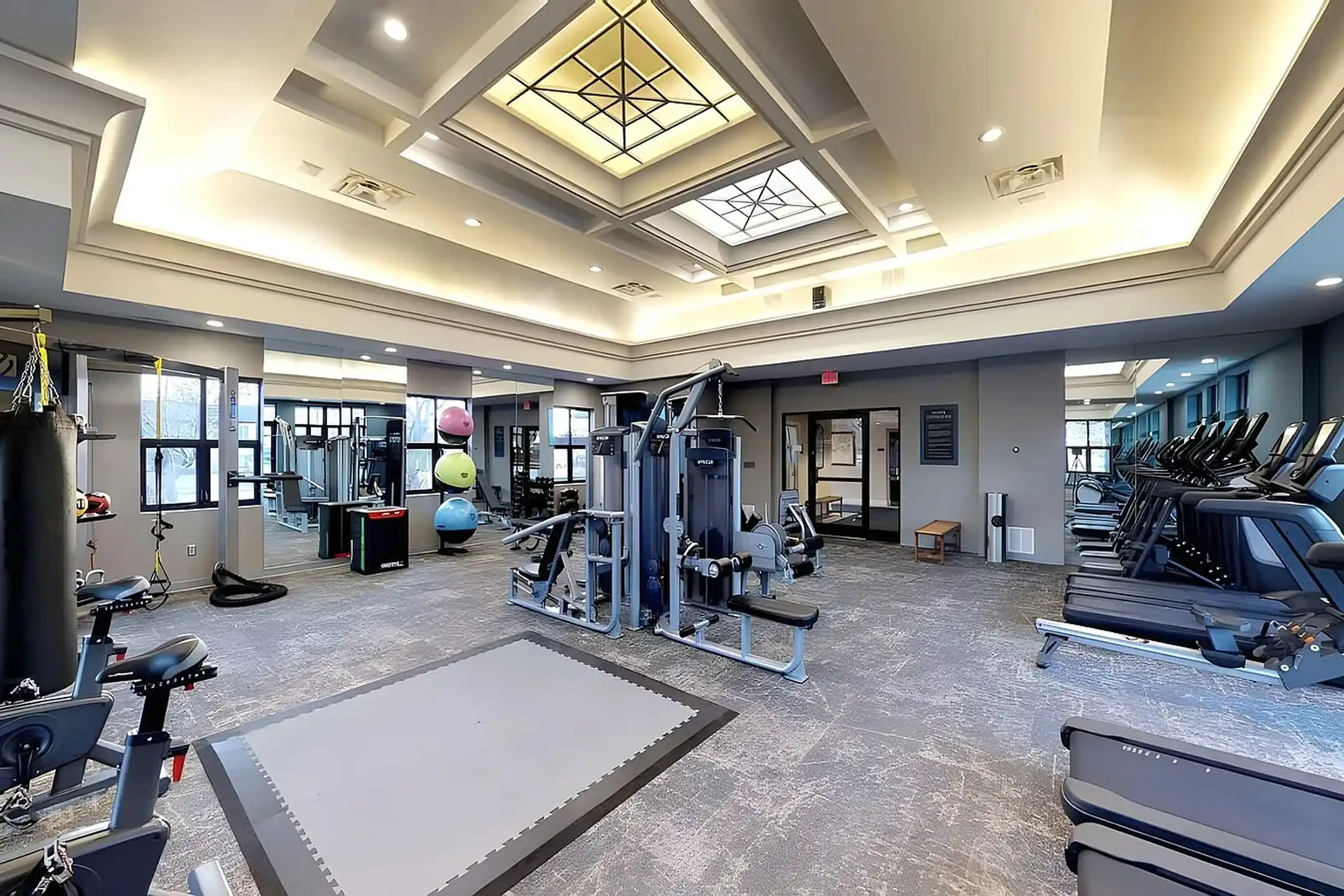 Rustic Village - Rochester, NY 14623 | ApartmentGuide.com