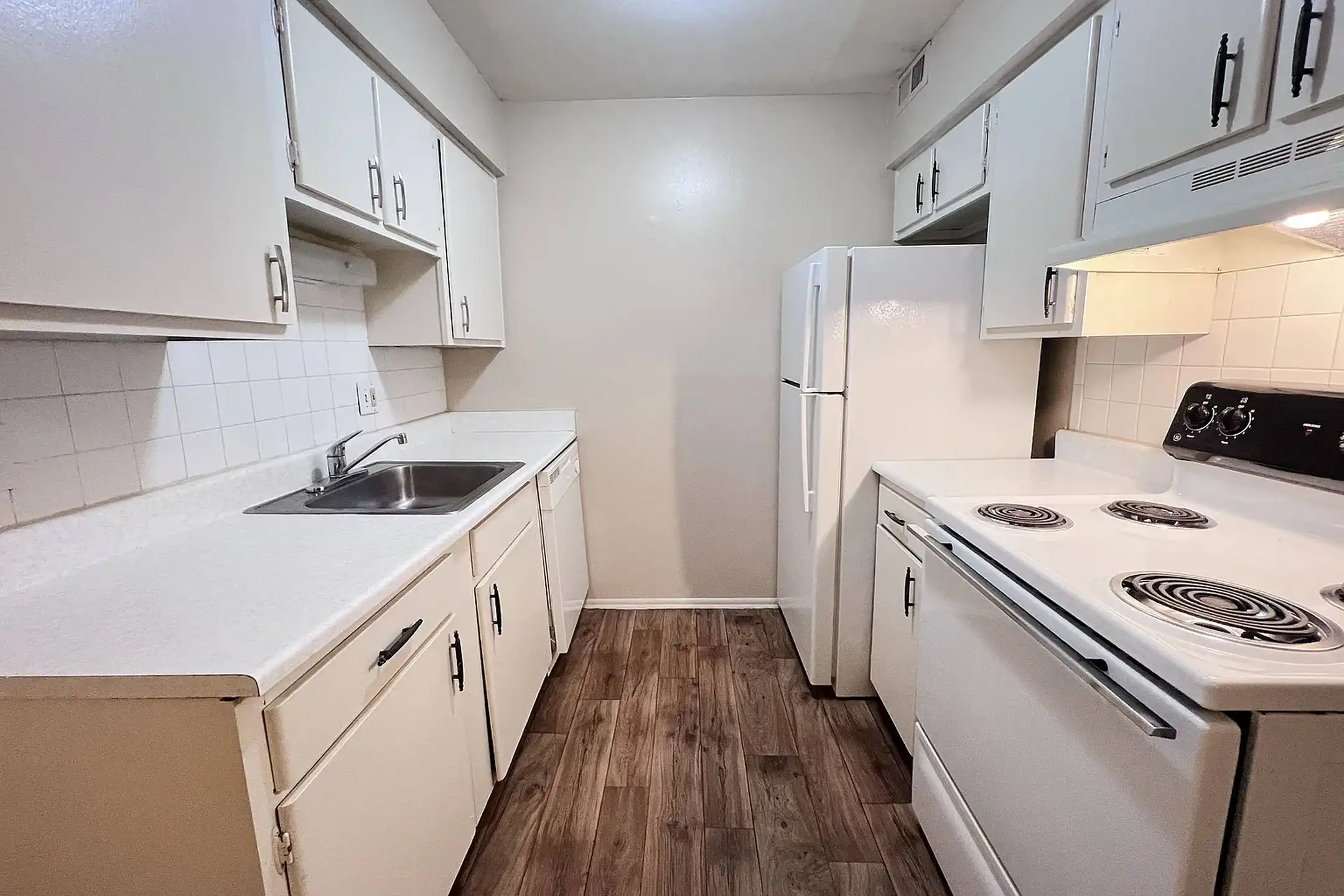 Crown Ridge Apartments - Franklin, OH 45005 | ApartmentGuide.com