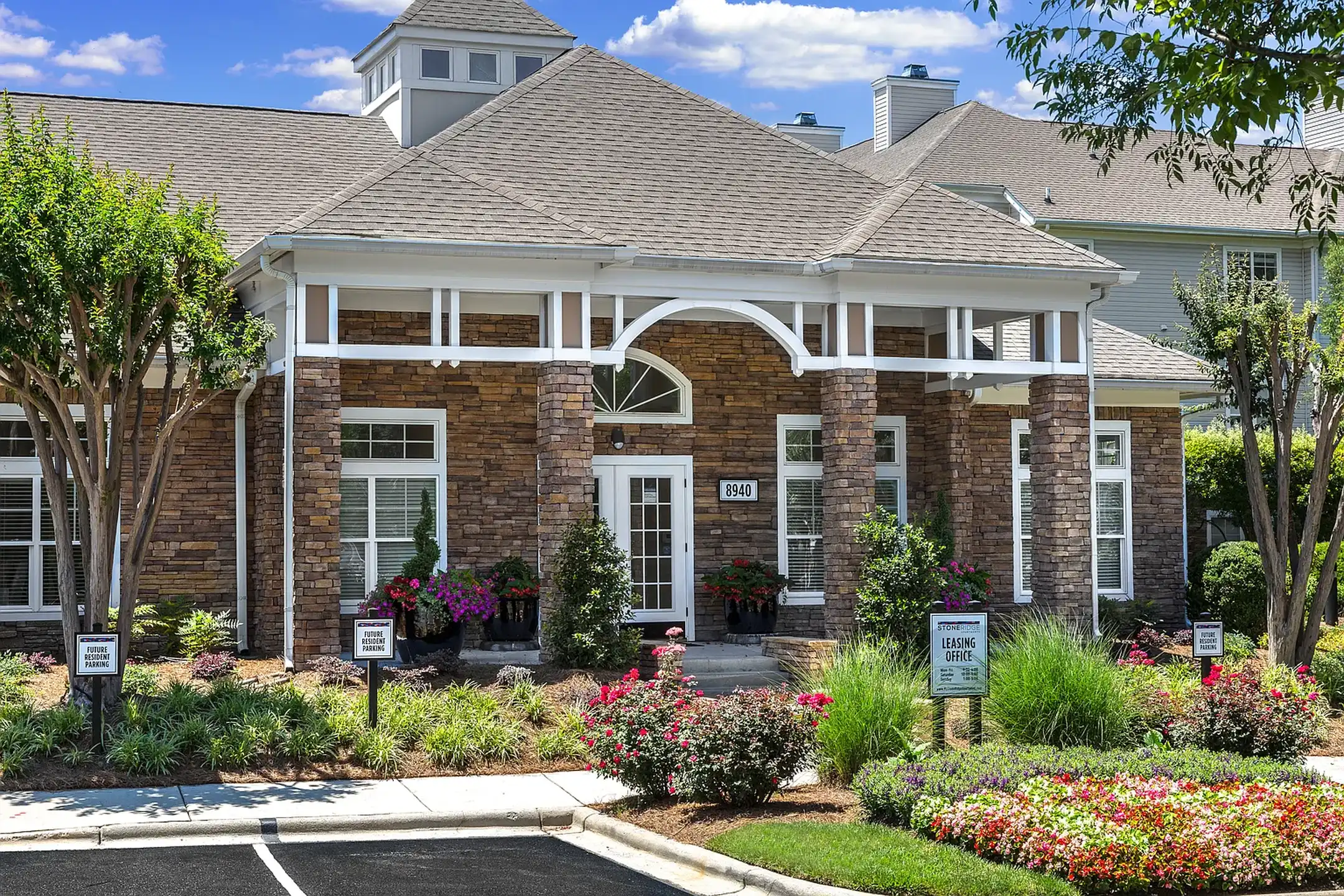 Stone Ridge Apartments - Charlotte, NC 28273 | ApartmentGuide.com