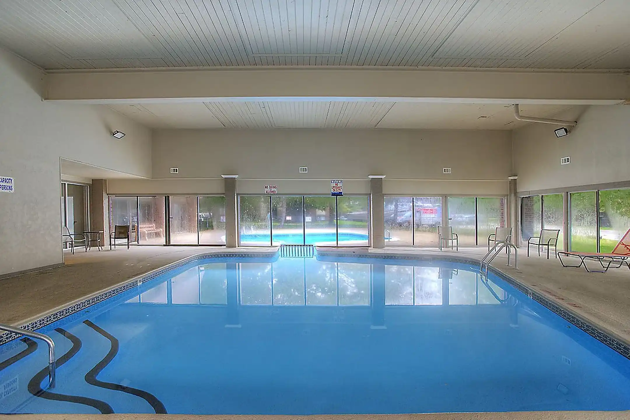 Nottingham Place Apartments - Kalamazoo, MI 49009 | ApartmentGuide.com