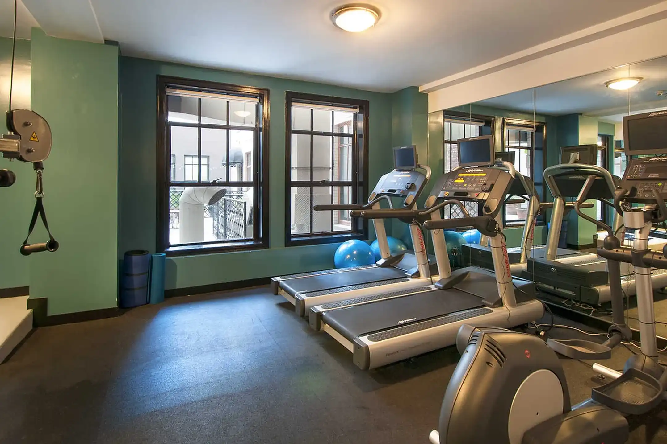 Milano Lofts - Los Angeles, CA 90017 | ApartmentGuide.com