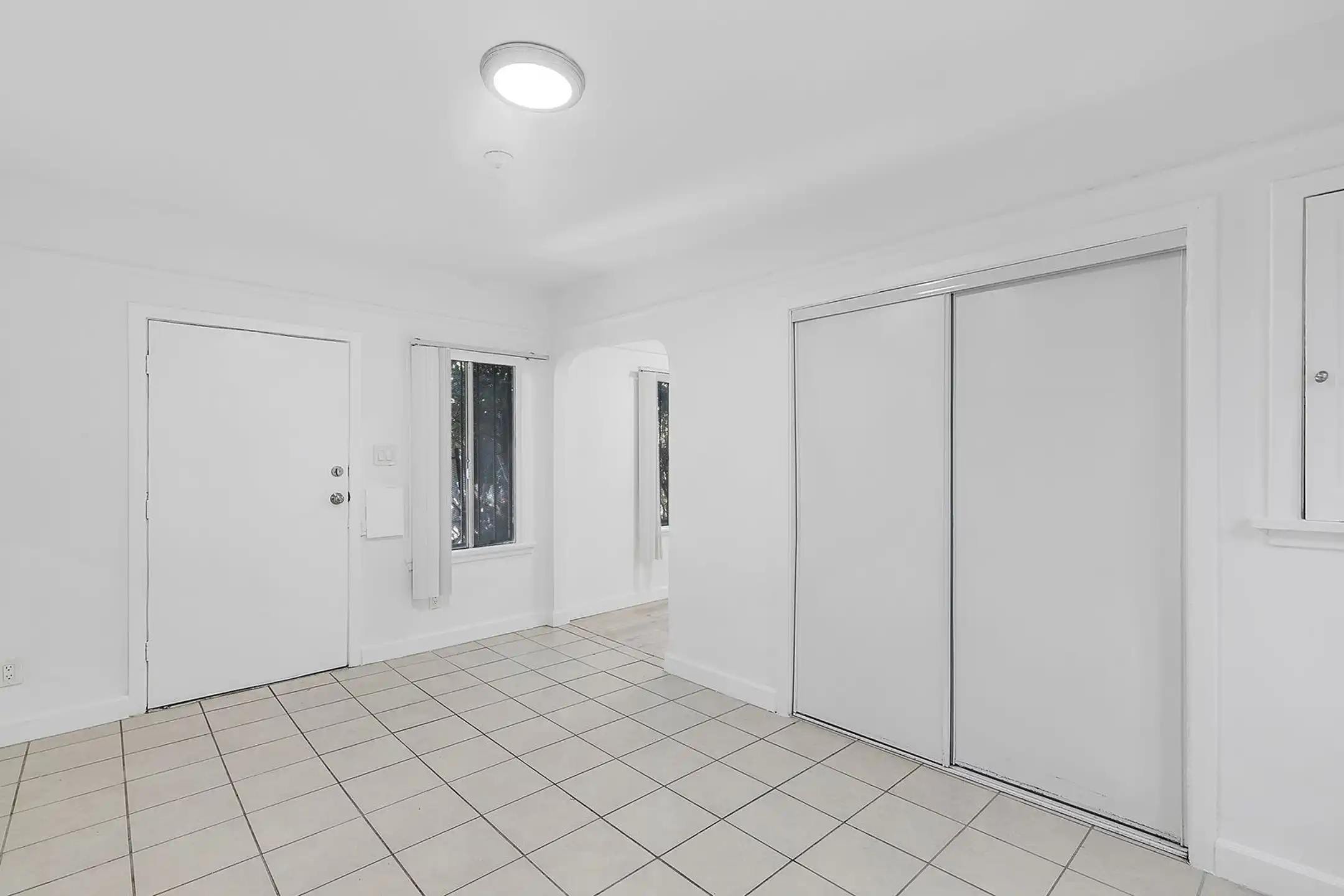 1426 S Bonnie Brae St unit 1428 1/4 - Los Angeles, CA 90006 ...