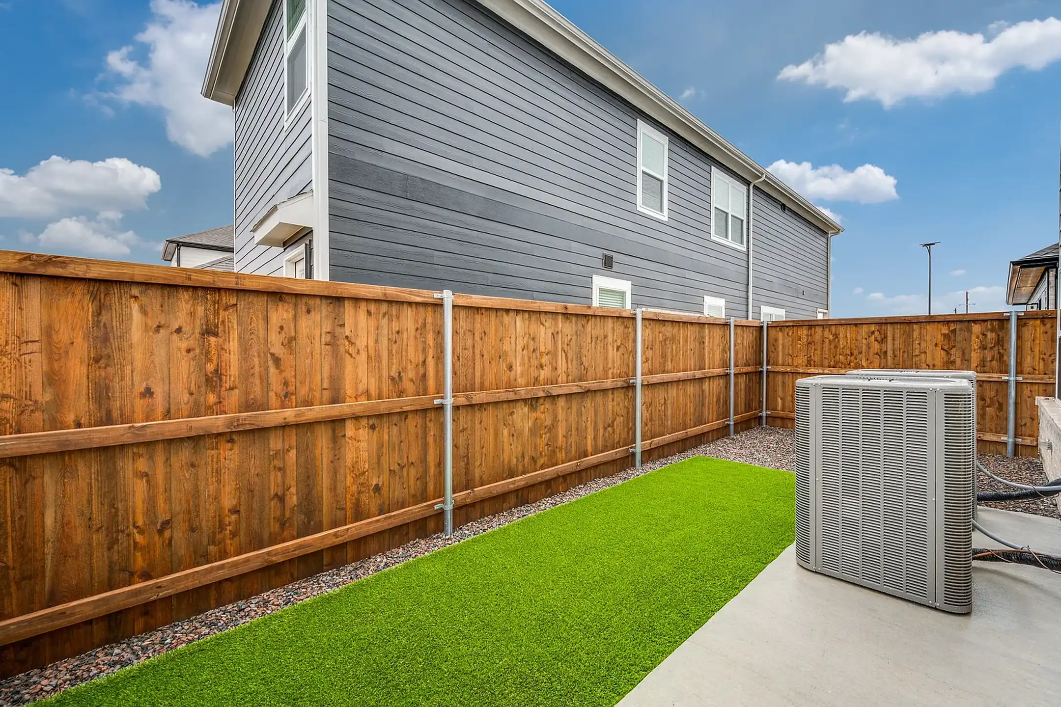 Cottages at Deer Creek - Fort Worth, TX 76134 | ApartmentGuide.com