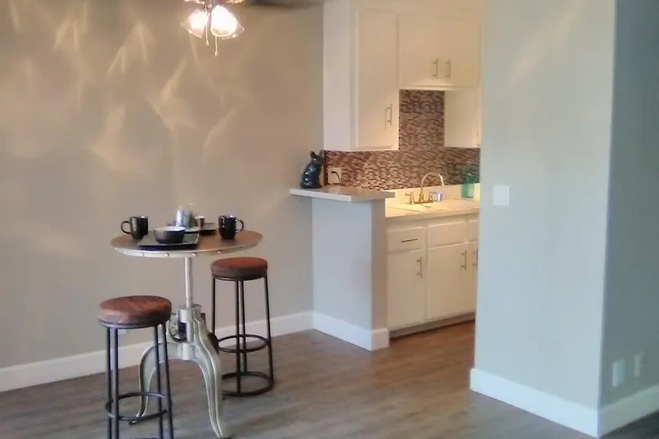 Azul Apartments - Anaheim, CA 92801 | ApartmentGuide.com