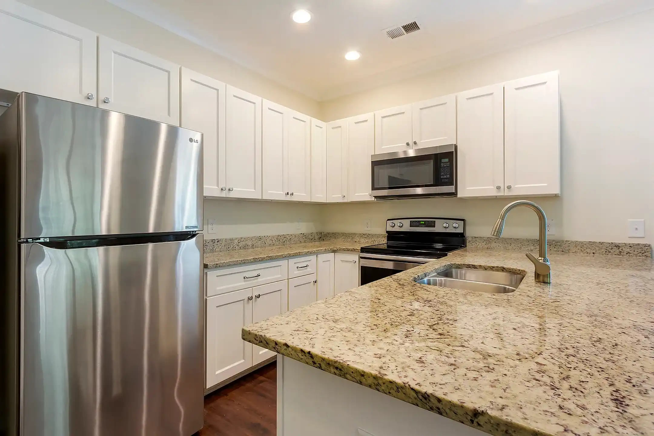 Waverly Place - North Charleston, SC 29418 | ApartmentGuide.com