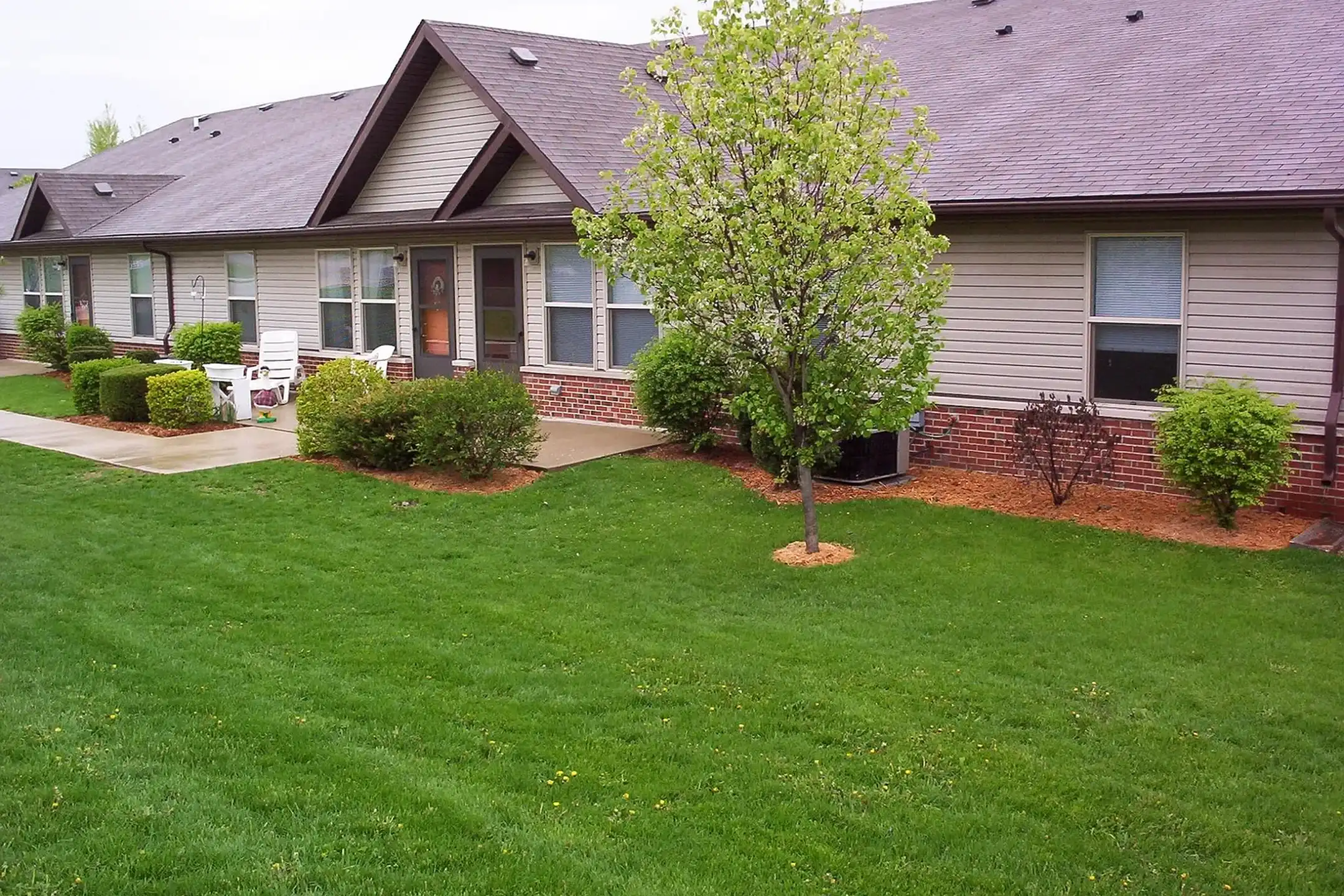 Cedar Cliff Apartments - Richmond, IN 47374 | ApartmentGuide.com