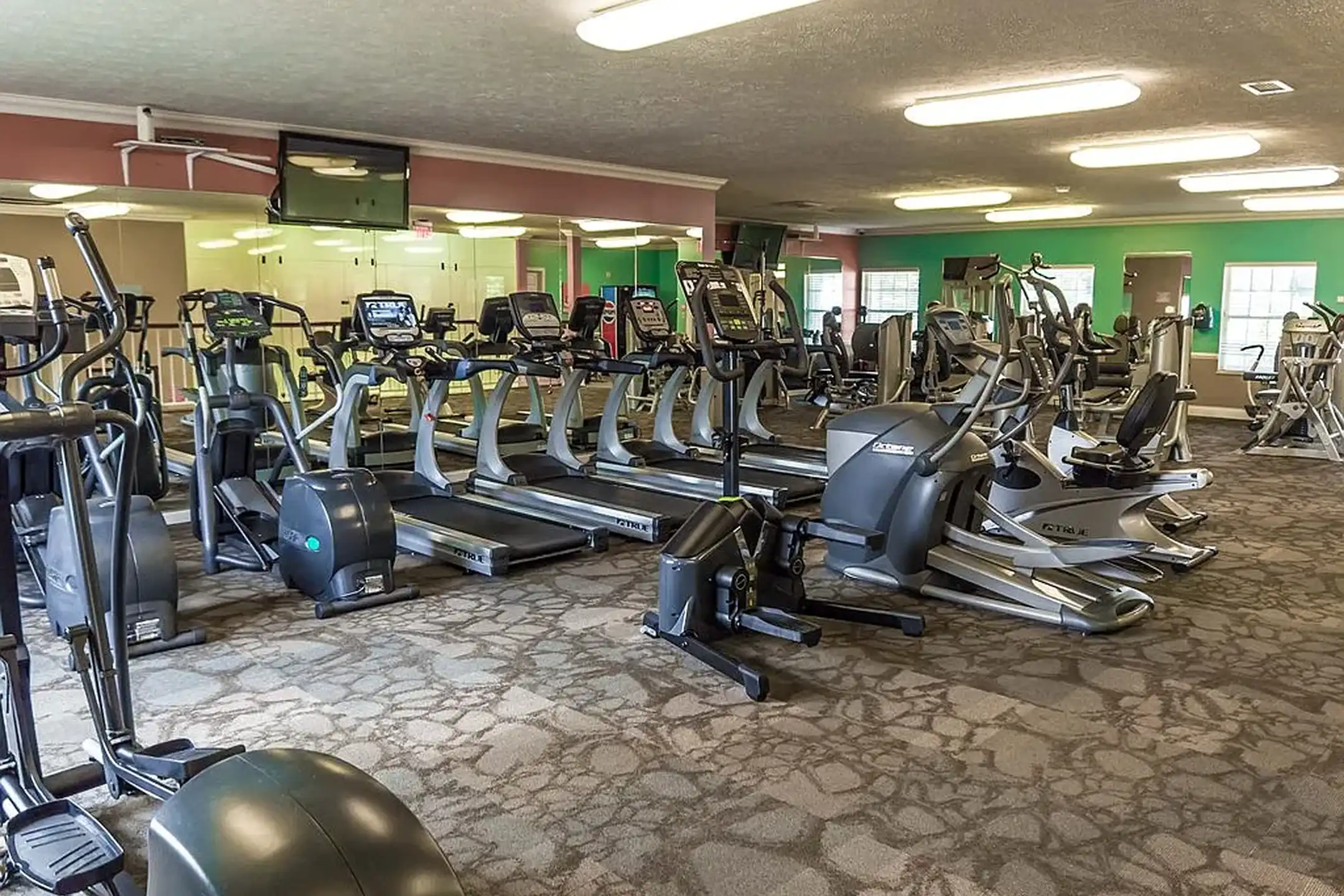 Sunblest Apartments - Fishers, IN 46038 | ApartmentGuide.com