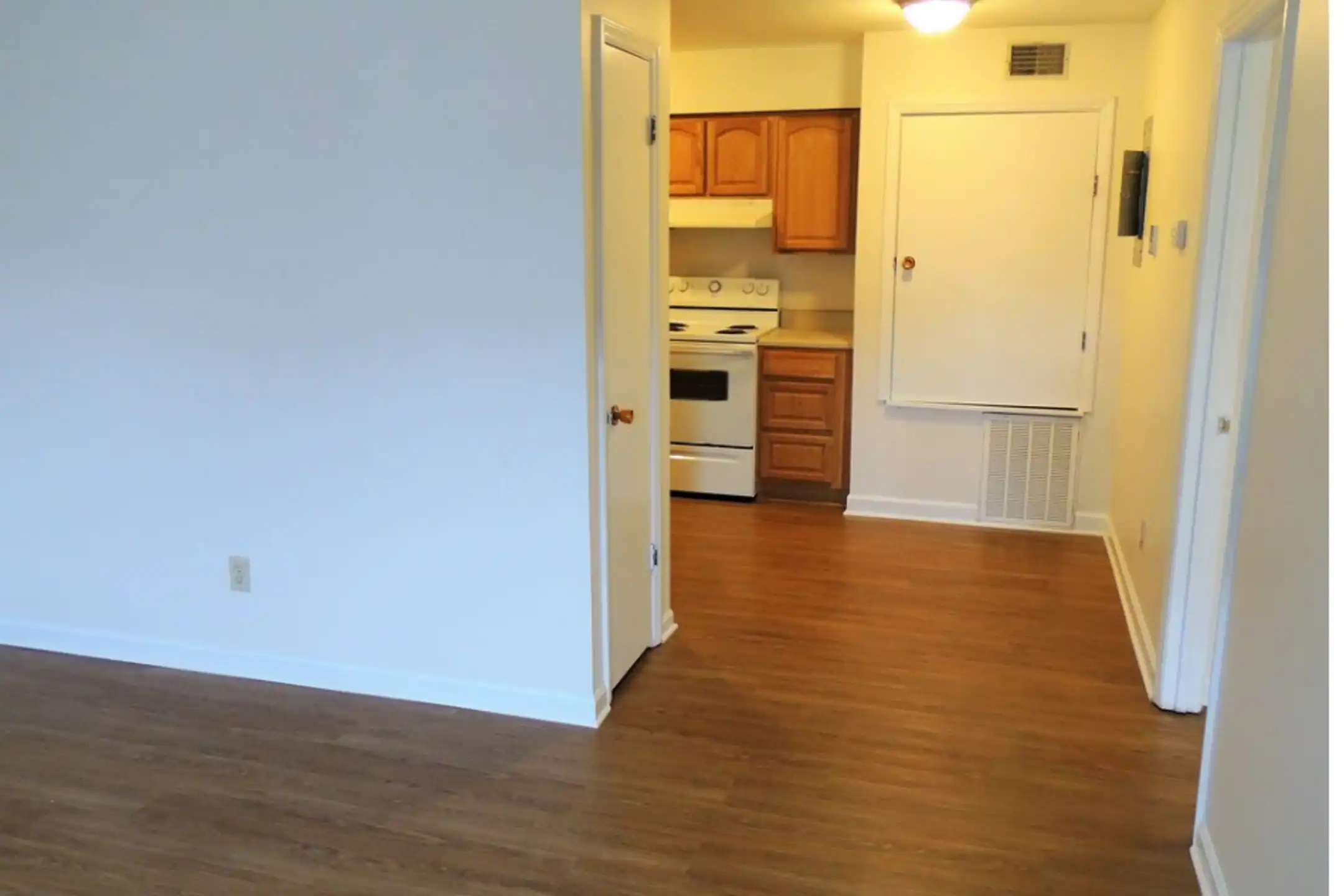 5 Holiday Village Apts unit 1D - Rockingham, NC 28379 | ApartmentGuide.com