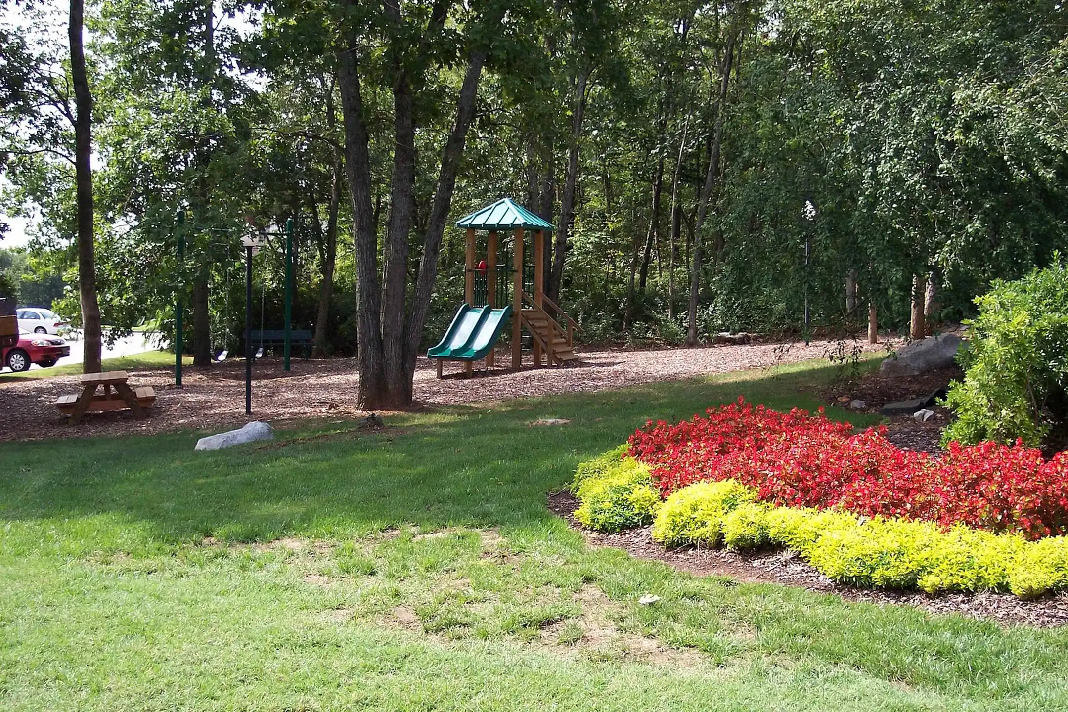 Monte Sano Terrace - Huntsville, AL 35801 | ApartmentGuide.com