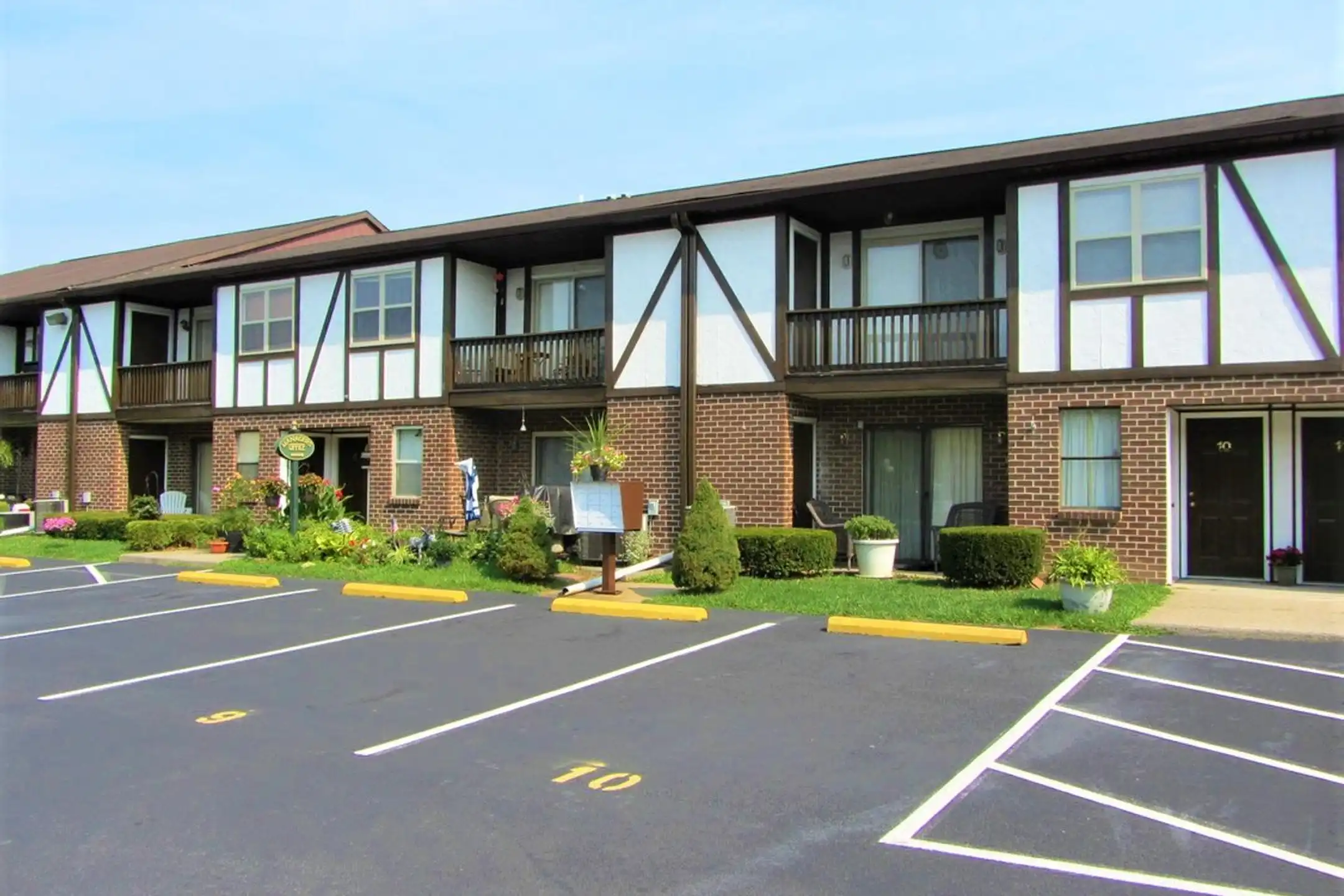 3005-3025 East Blvd - Bethlehem, PA 18017 | ApartmentGuide.com