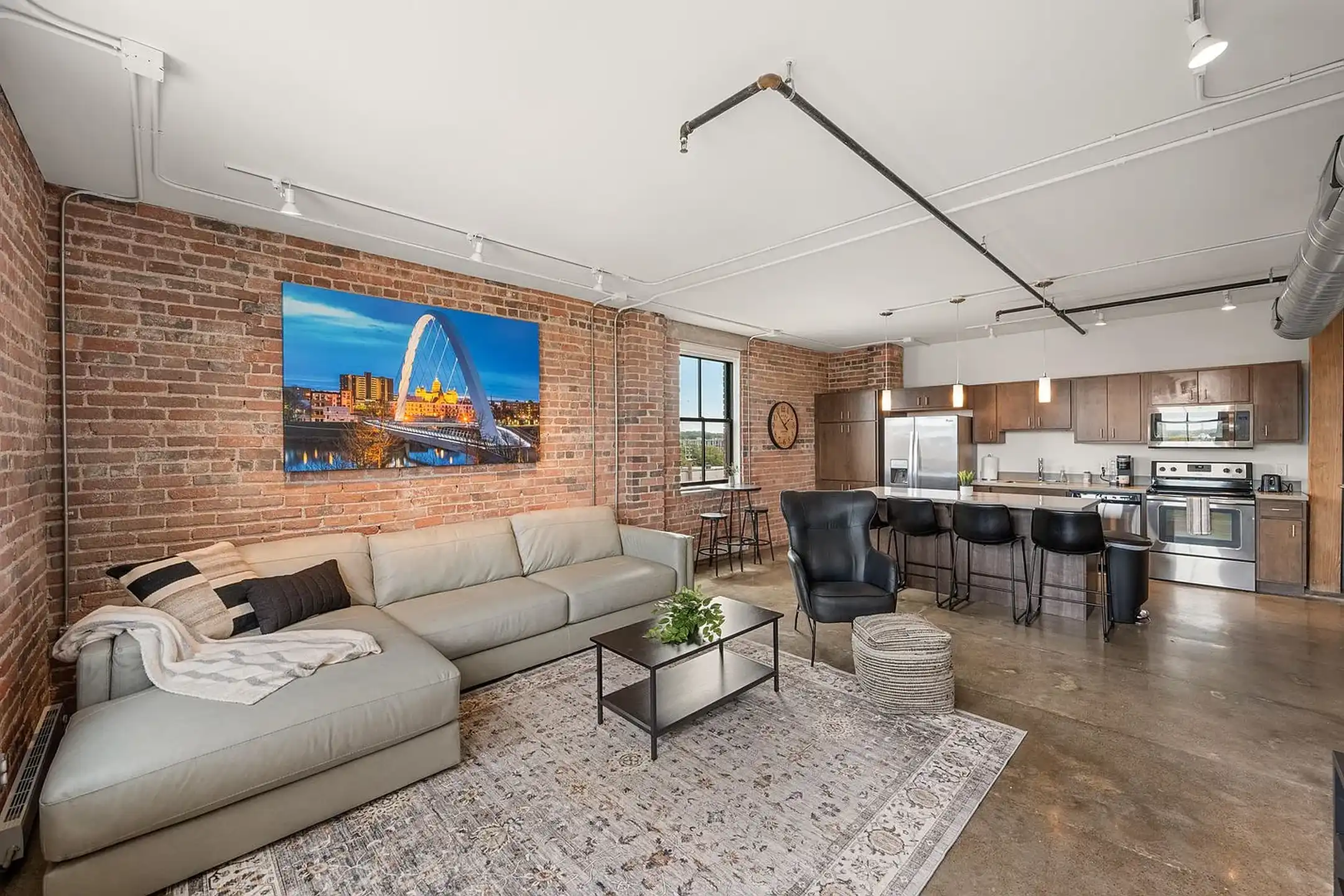 Harbach Lofts - Des Moines, IA 50309 | ApartmentGuide.com