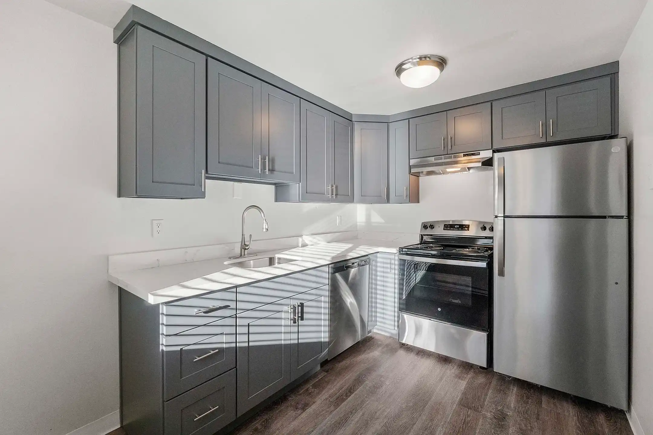 Canyon Ridge Apartments - Tacoma, WA 98446 | ApartmentGuide.com