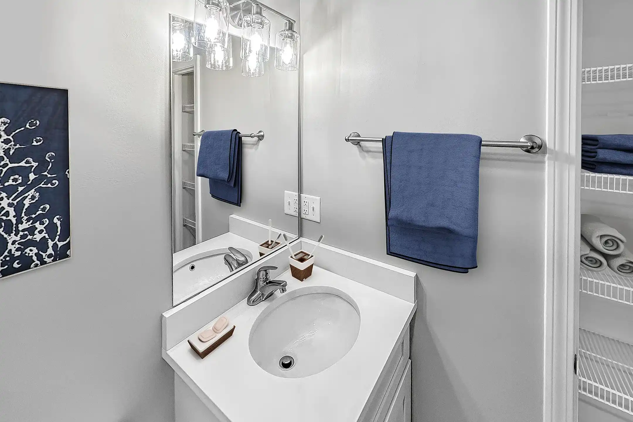 Manchester Gardens - Manchester, NH 03102 | ApartmentGuide.com