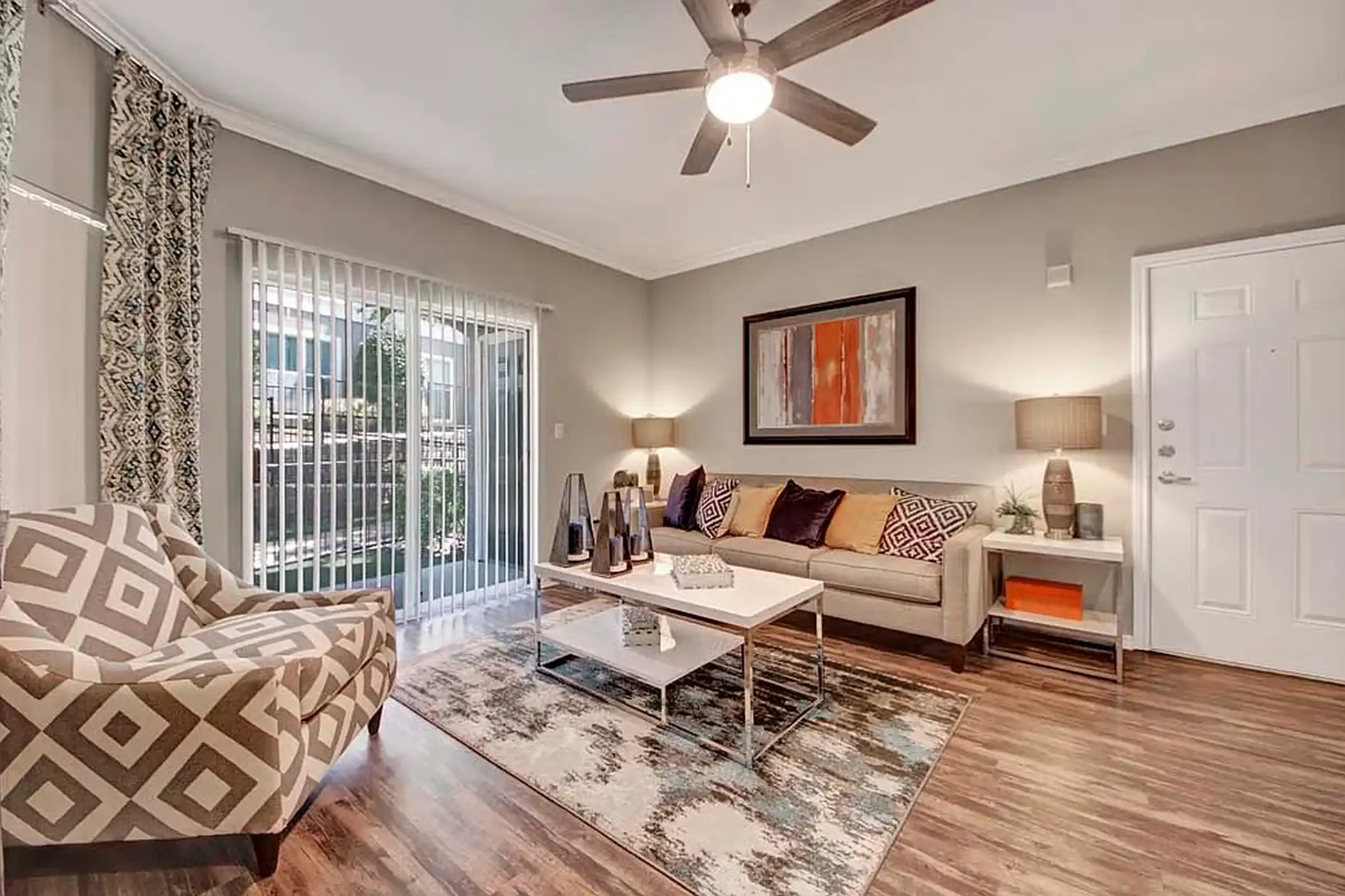 Vail Quarters - Dallas, TX 75287 | ApartmentGuide.com