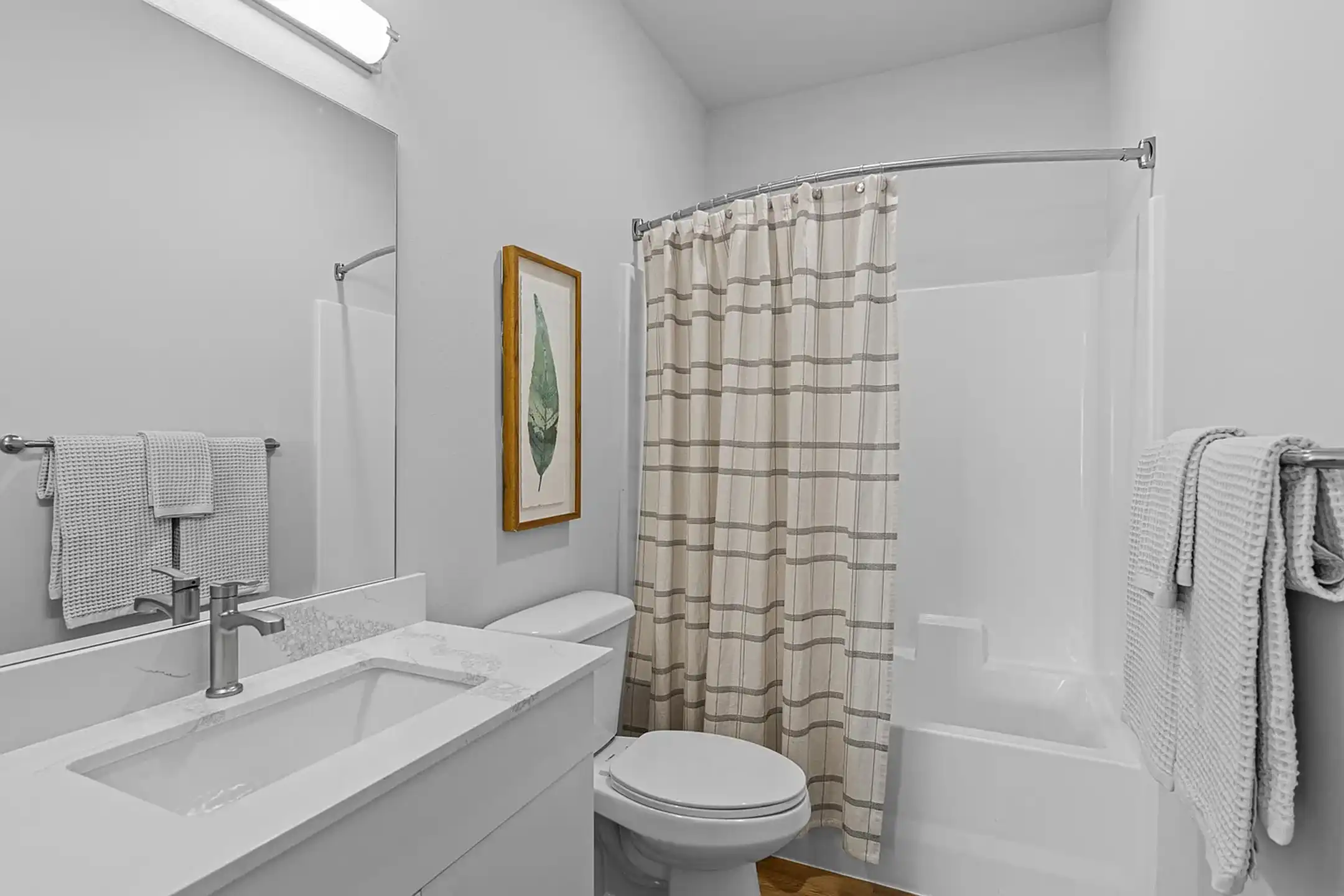 The Grove at Sunset Meadows - Sisters, OR 97759 | ApartmentGuide.com