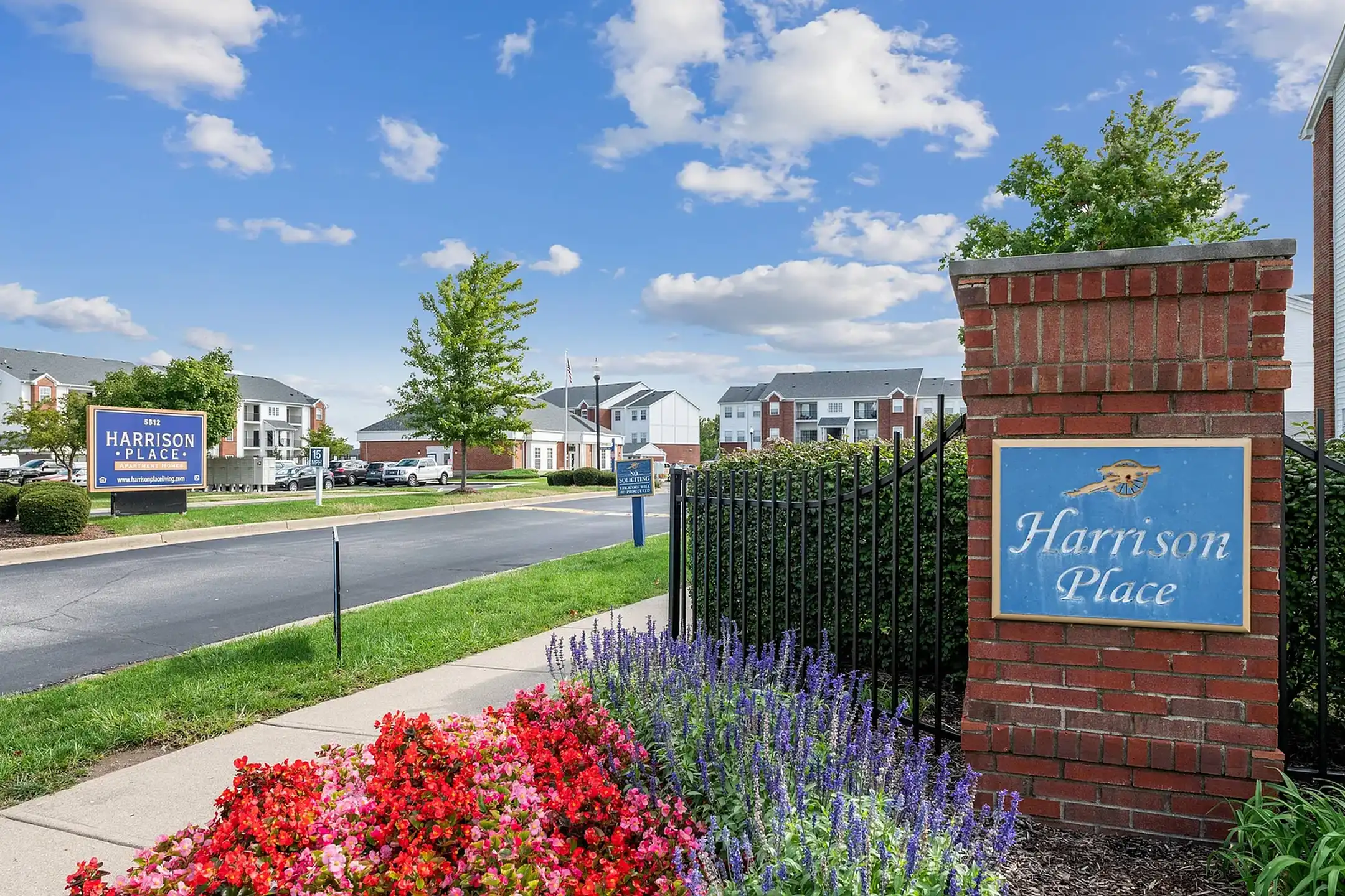 Harrison Place Apartments - Indianapolis, IN 46216 | ApartmentGuide.com