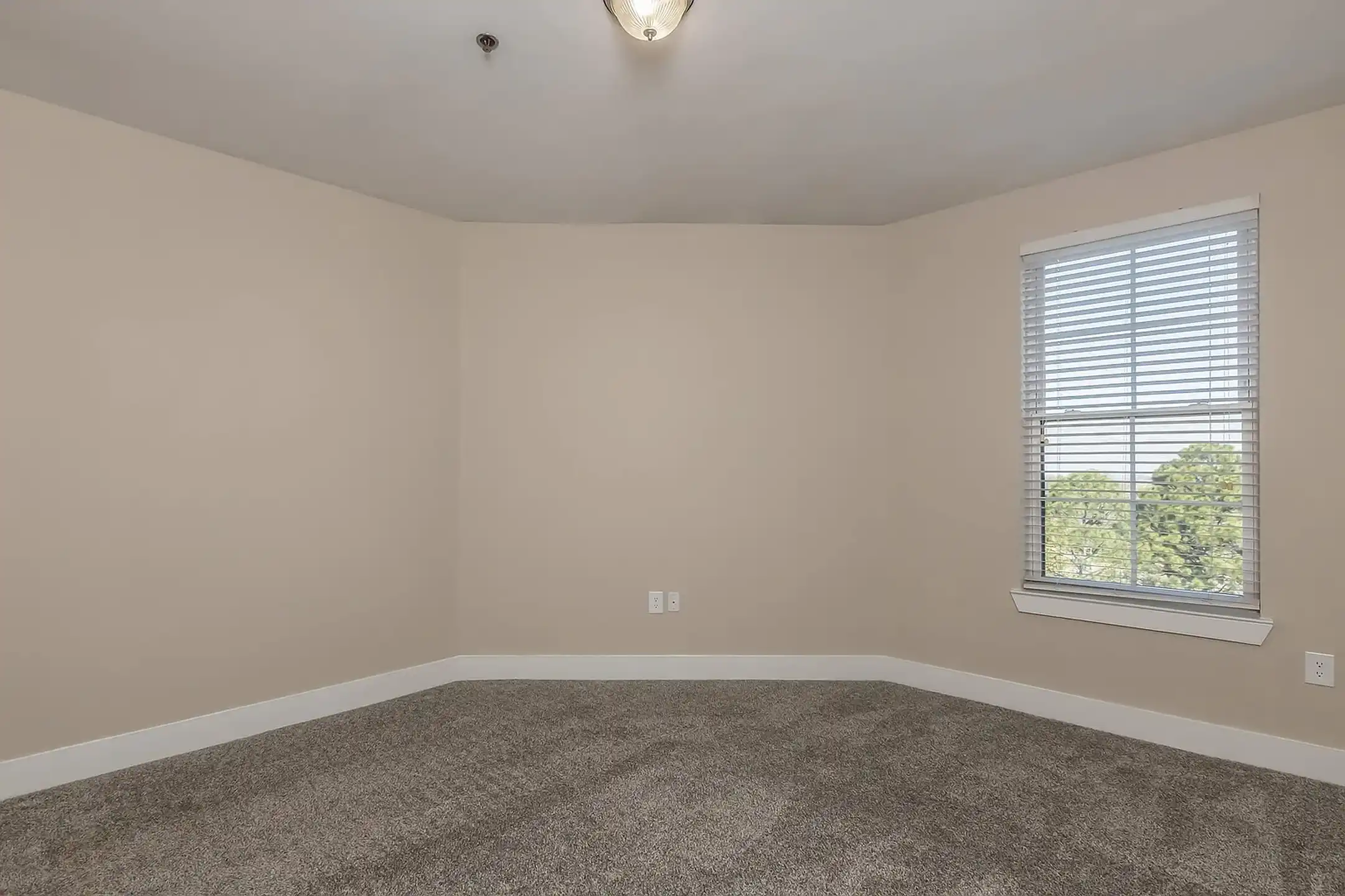 InTown Lofts - Atlanta, GA 30313 | ApartmentGuide.com