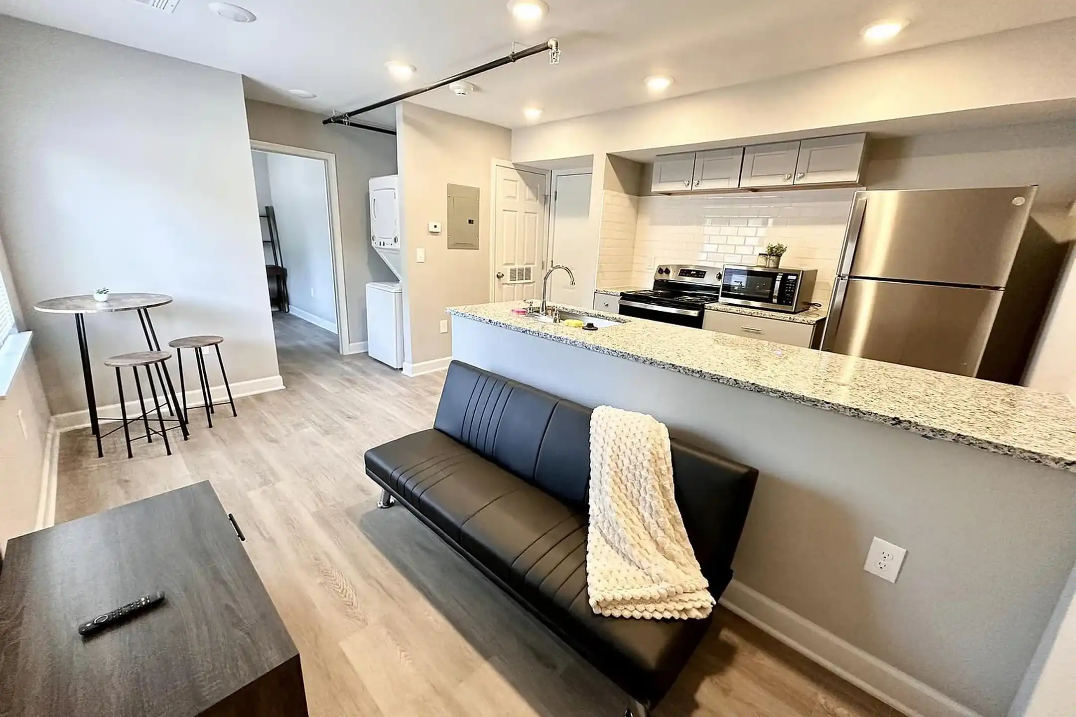 University Digs Apartments - Pittsburg, KS 66762 | ApartmentGuide.com