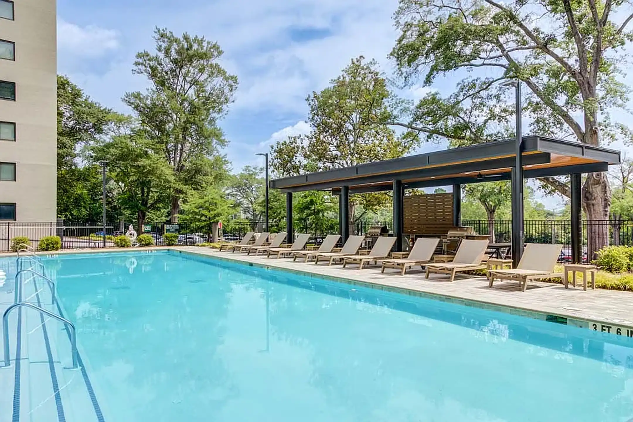 The Lofts at Twenty25 - Atlanta, GA 30309 | ApartmentGuide.com