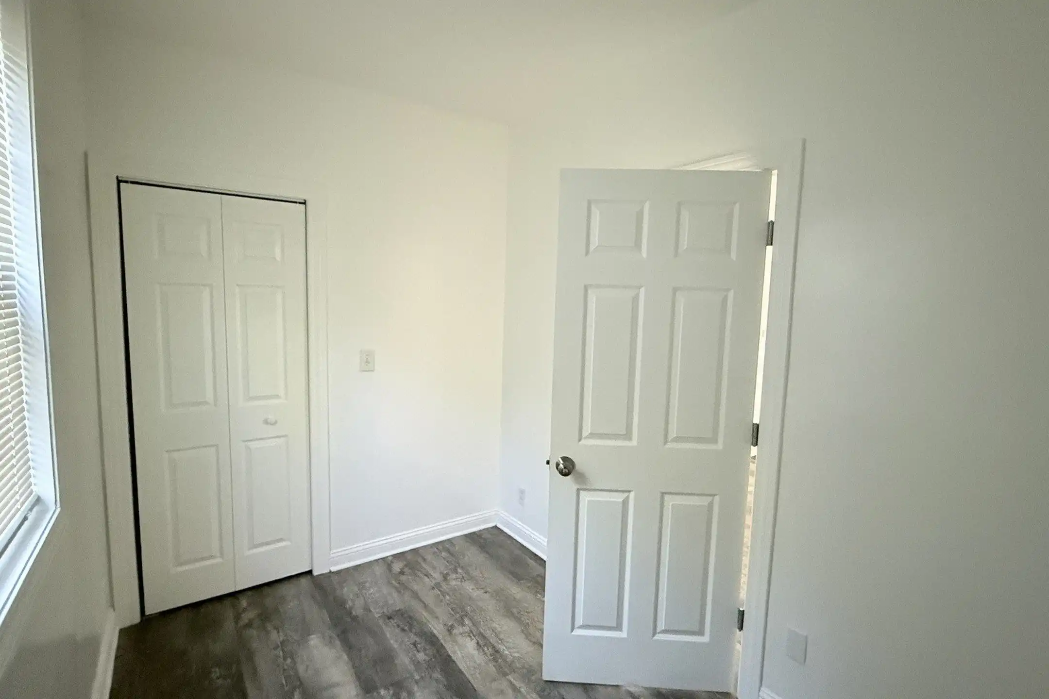 8438 S Baltimore Ave #1R - Chicago, IL 60617 | ApartmentGuide.com