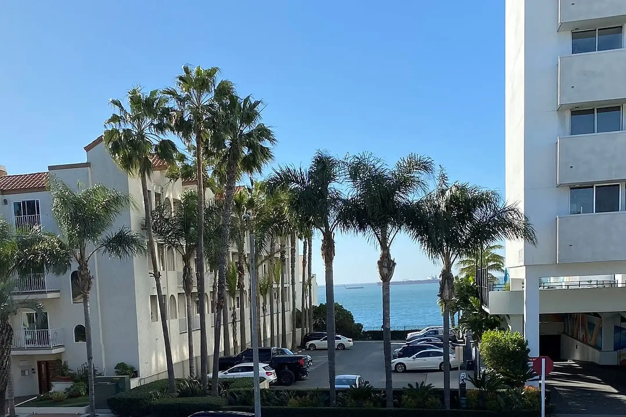 Ocean Elements at Alamitos Beach Apartments - Long Beach, CA 90802 ...