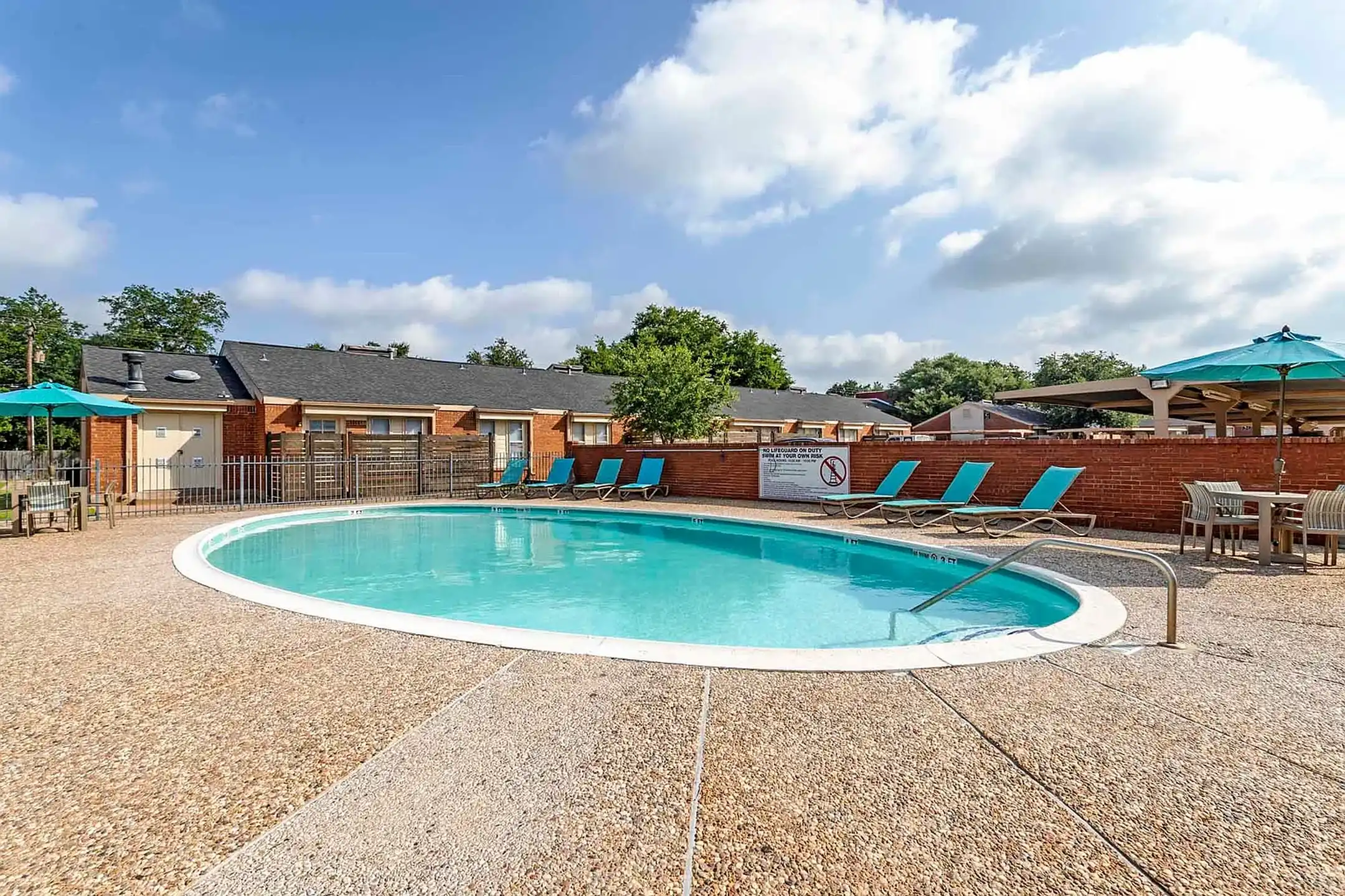 Willow Oaks - Bryan, TX 77802 | ApartmentGuide.com