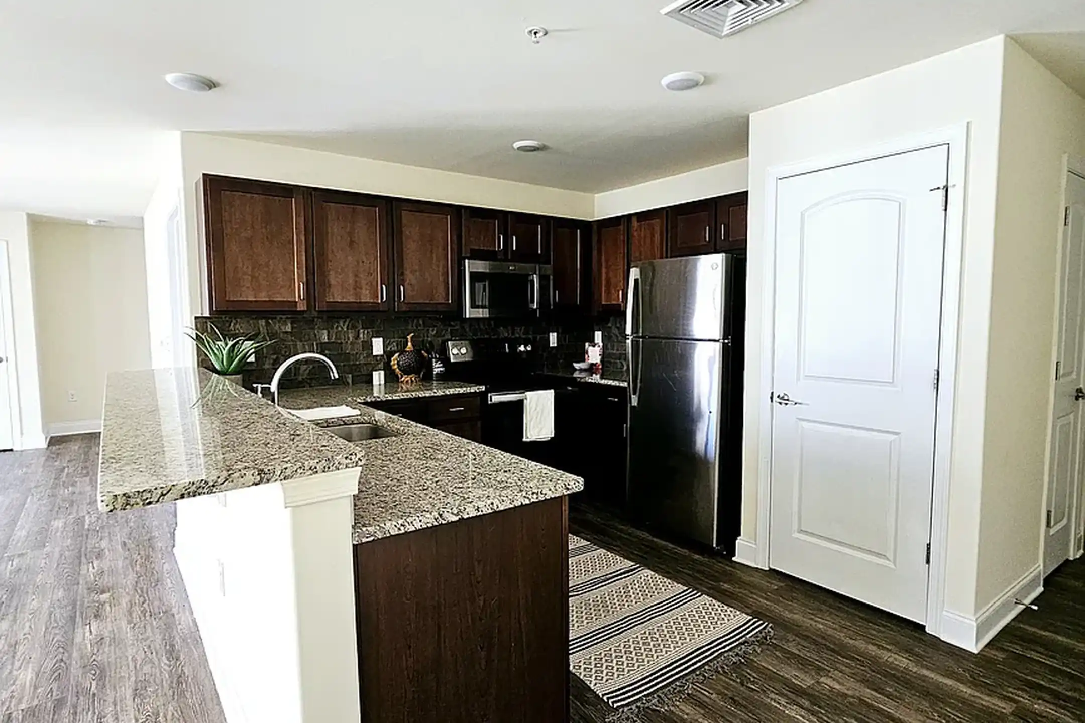 Reserve at Grings Mill - Wyomissing, PA 19610 | ApartmentGuide.com