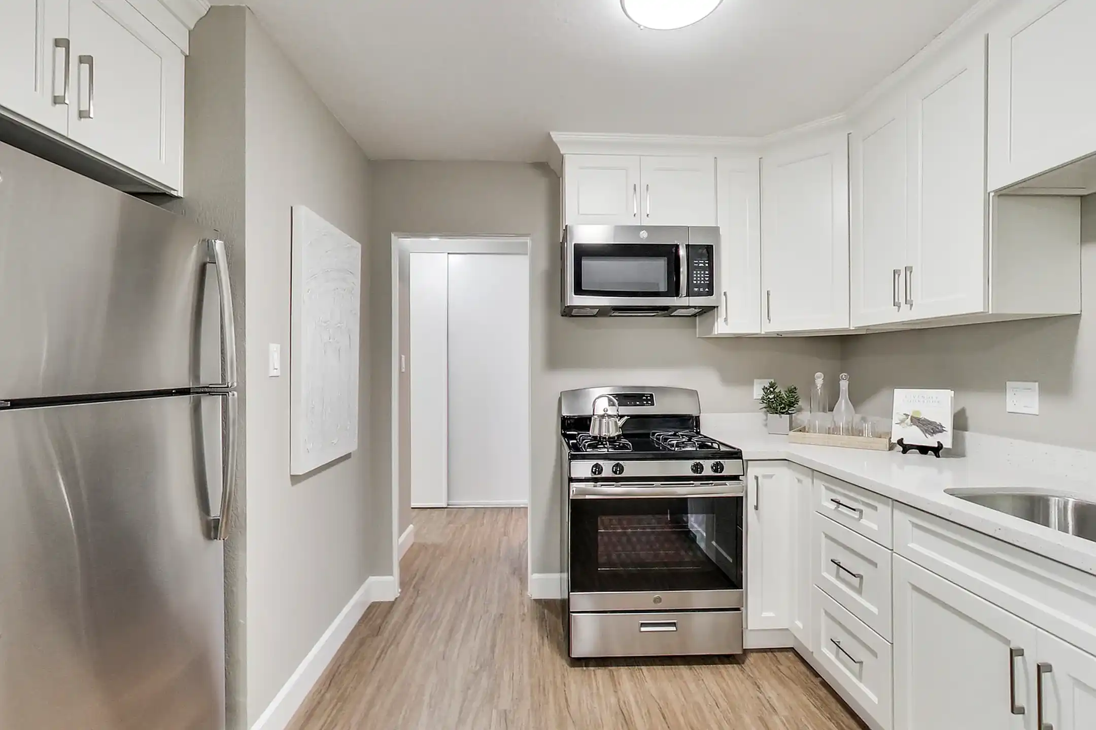 Main Street Terrace - Walnut Creek, CA 94597 | ApartmentGuide.com